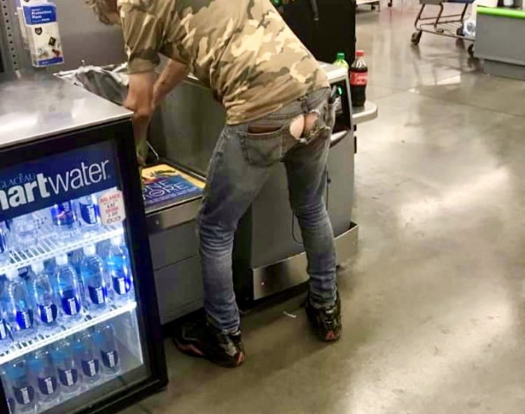 Smart Ass | Scrolller