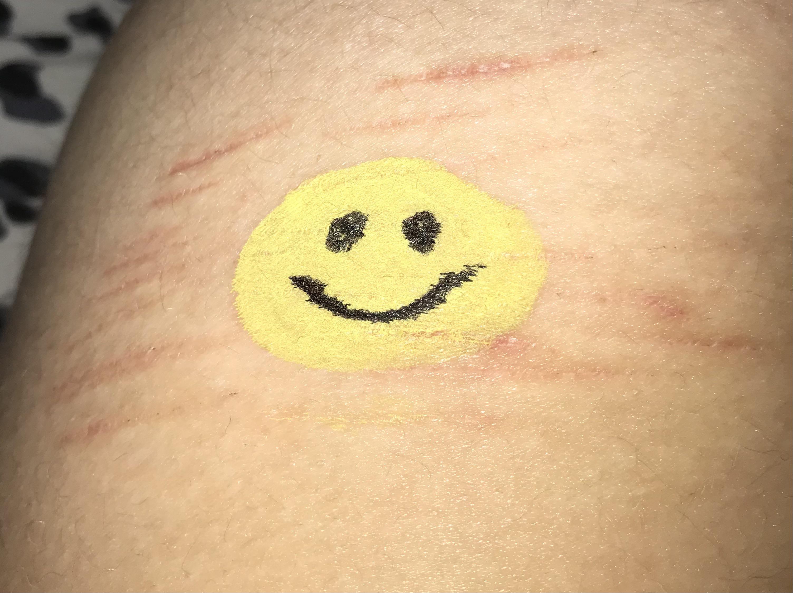 smiley face :) | Scrolller