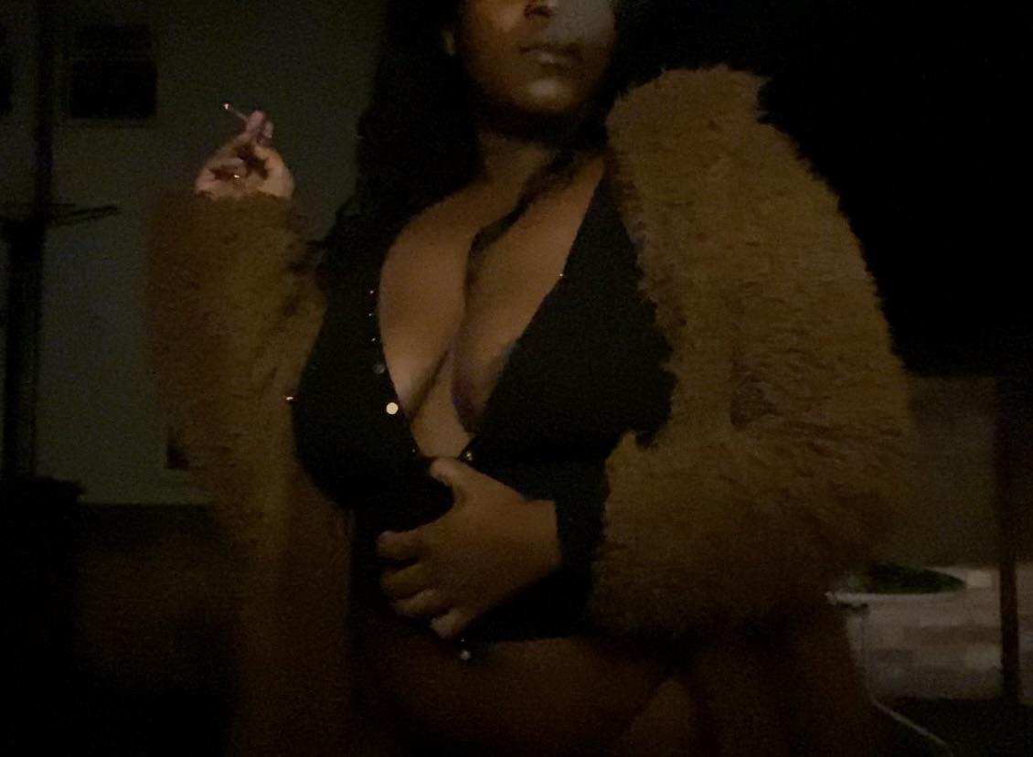 Smoke me out 😜🌬 | Scrolller