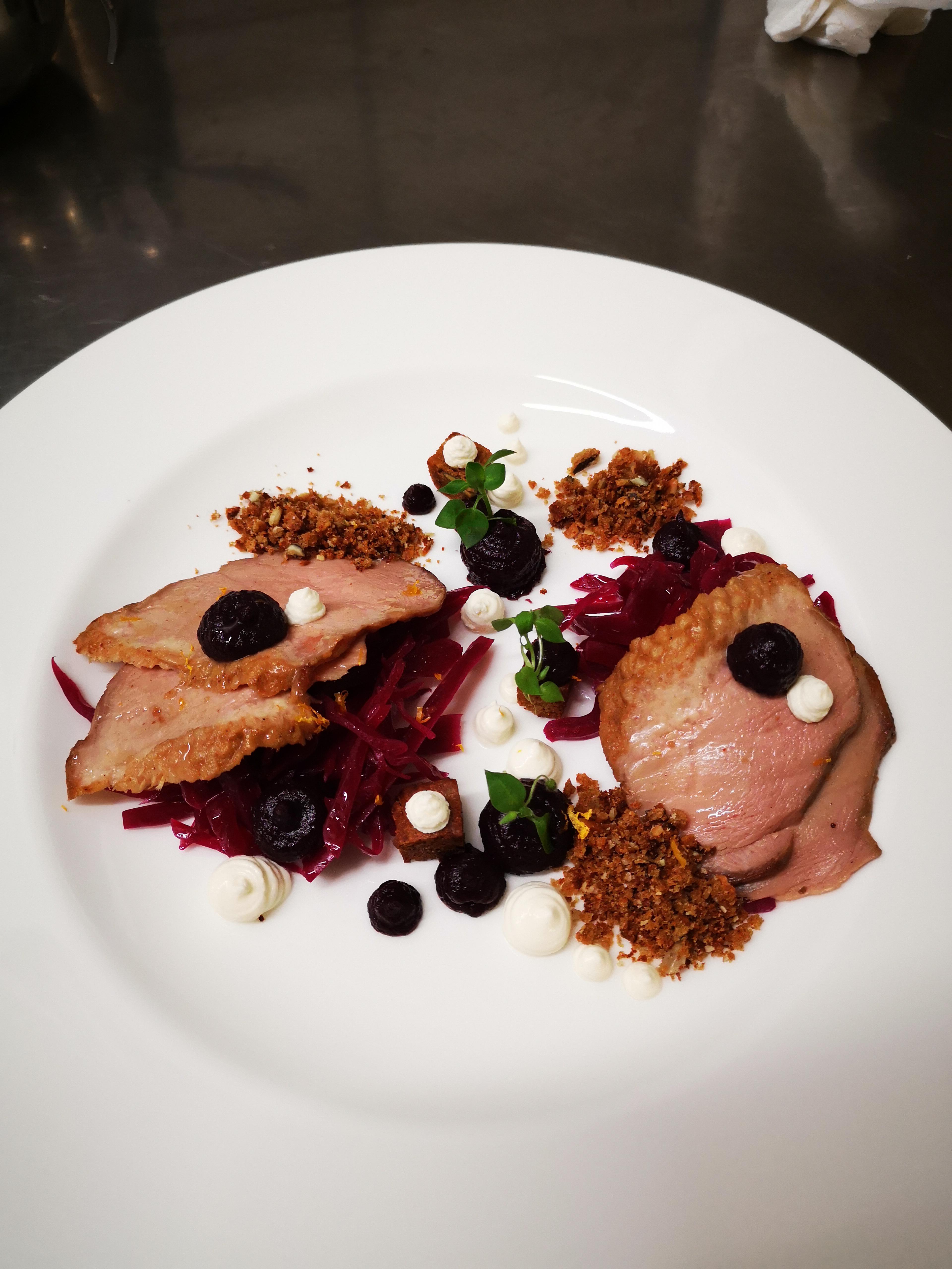 Smoked duck, fermented red cabbage, red cabbage ketchup, rye crumb & orange oil | Scrolller