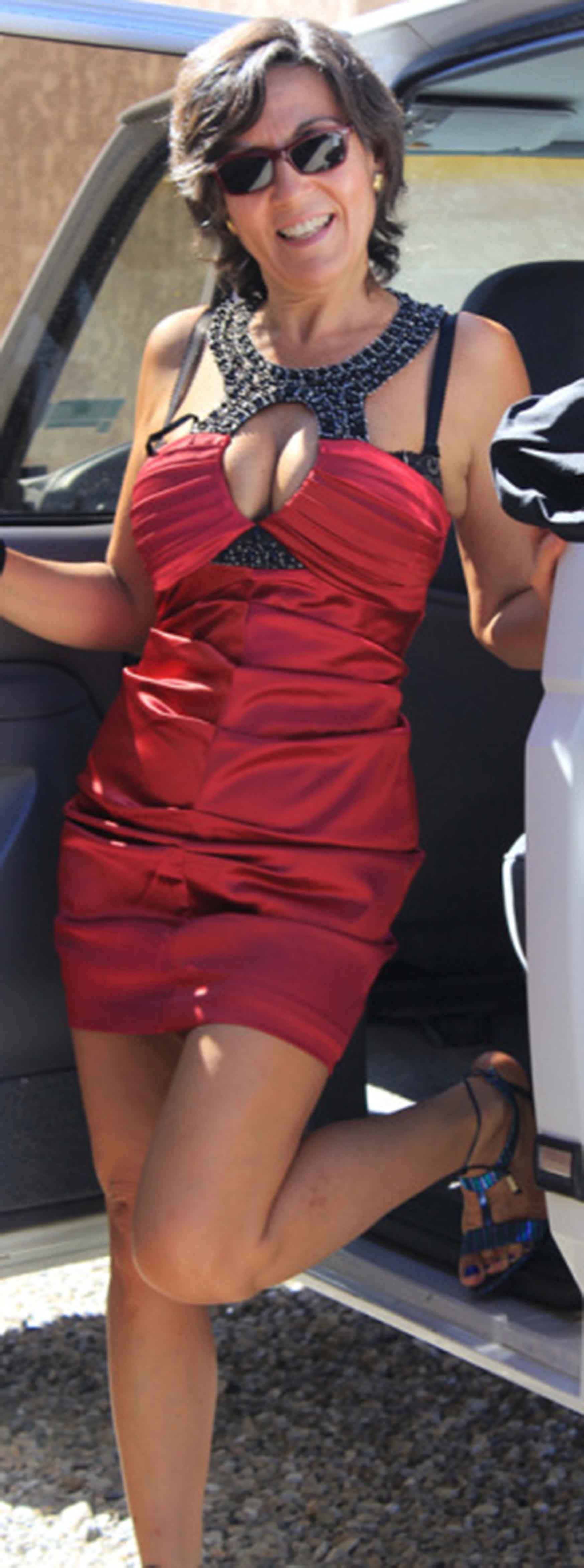 Smokin Hot Granny Scrolller