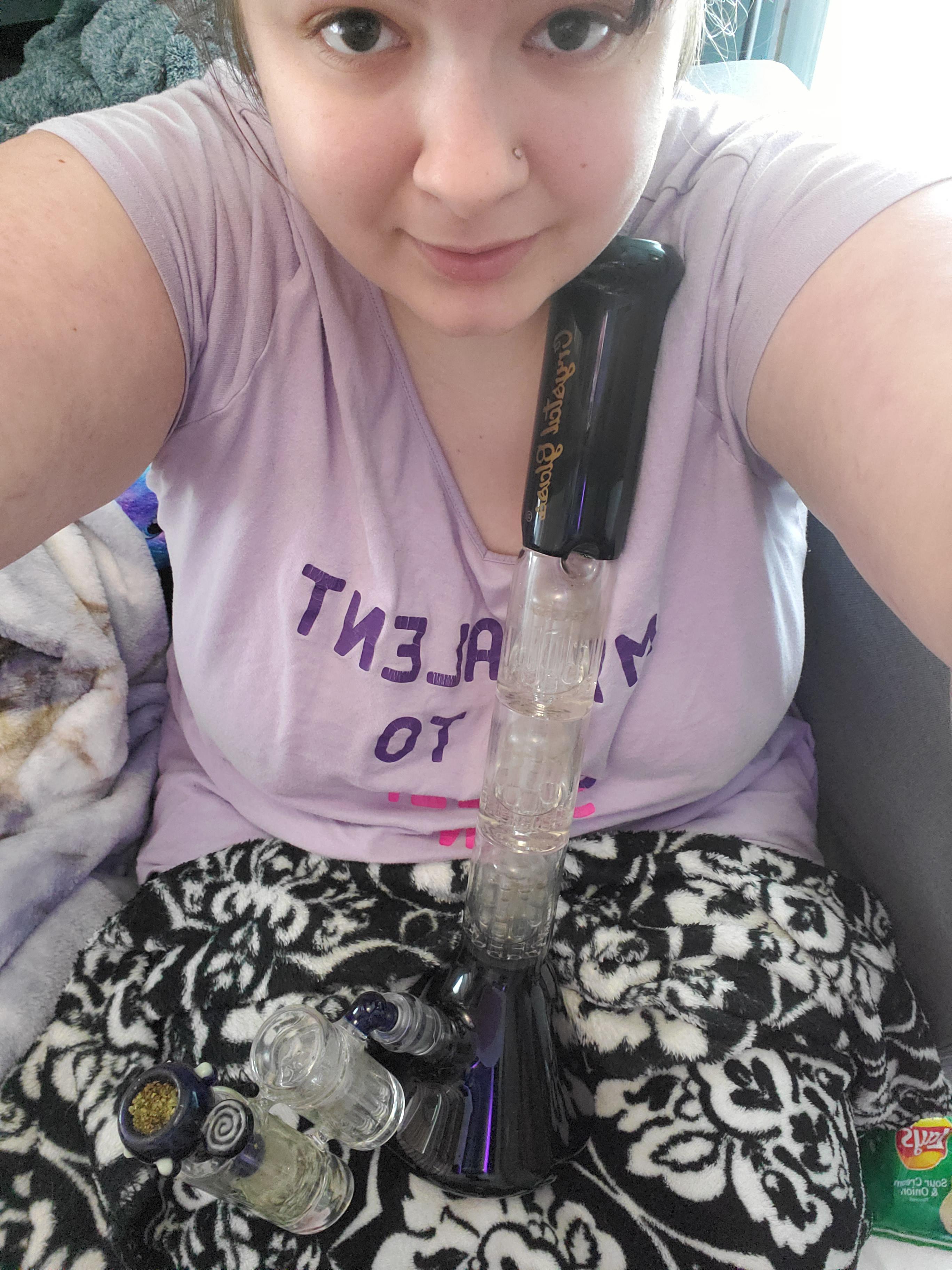 Smoking some super jack! | Scrolller