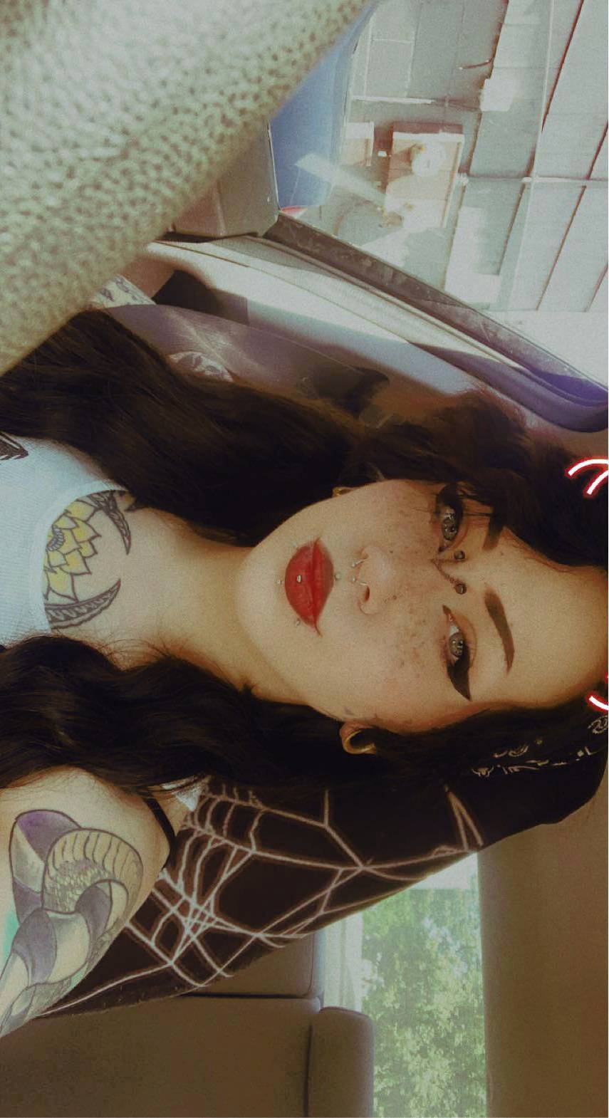 Snapchat filters are too cute sometimes | Scrolller