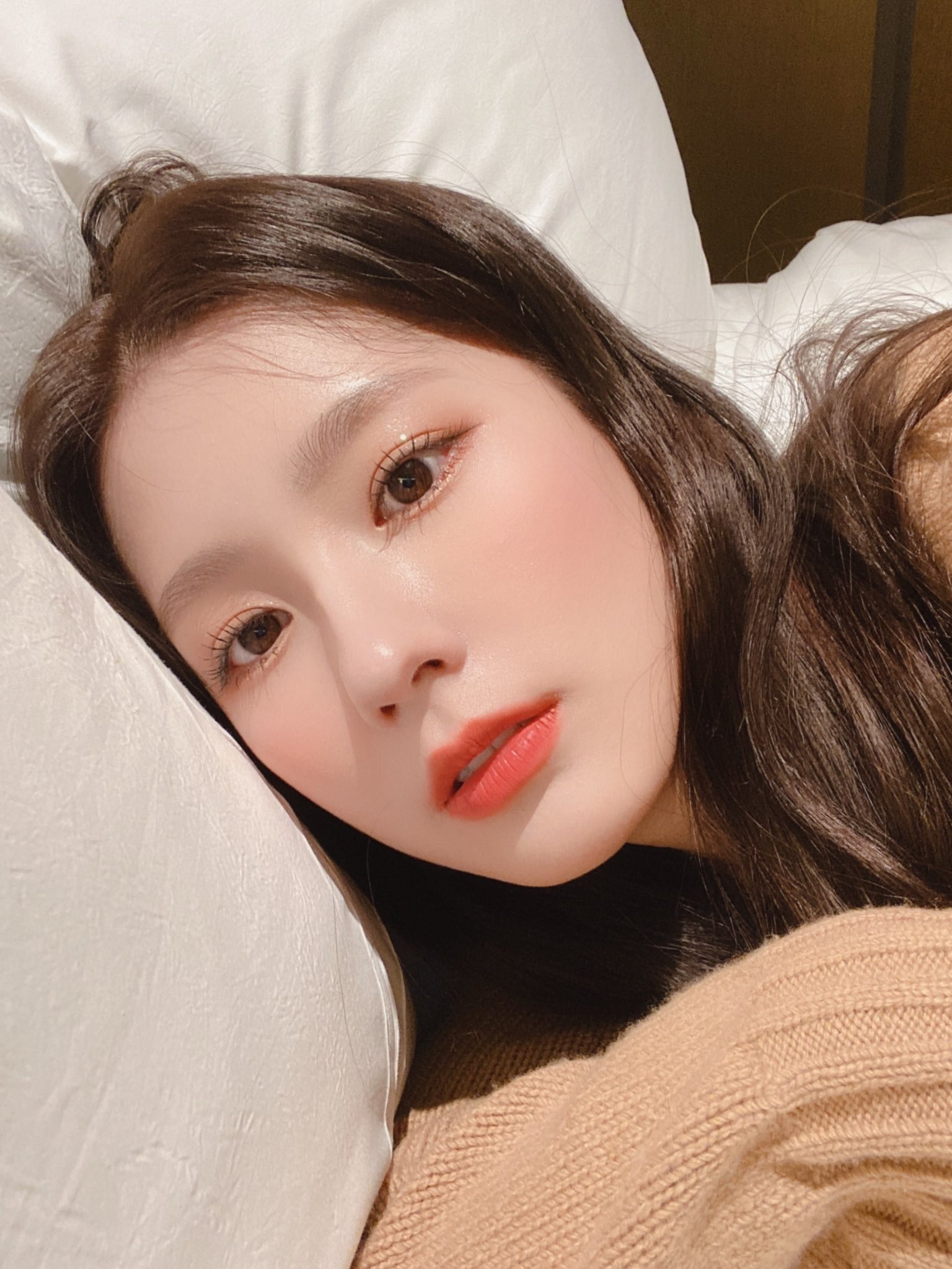 Snoozy Miyeon! | Scrolller