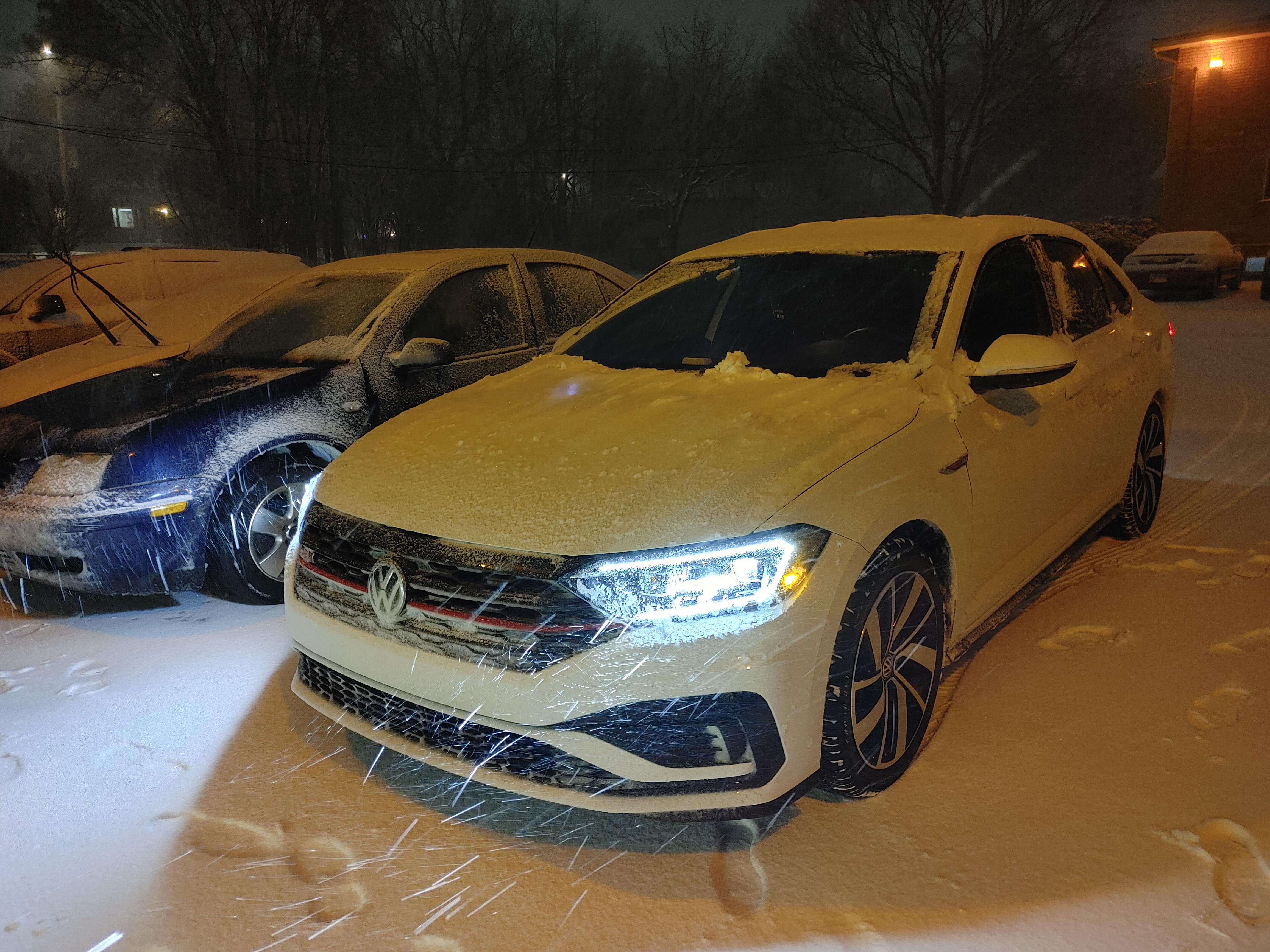 SNOW DAY PART II! | Scrolller