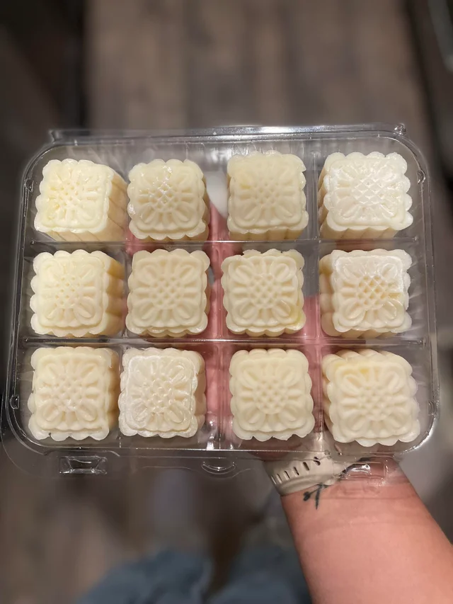 snowskin mooncakes with egg custard filling | Scrolller