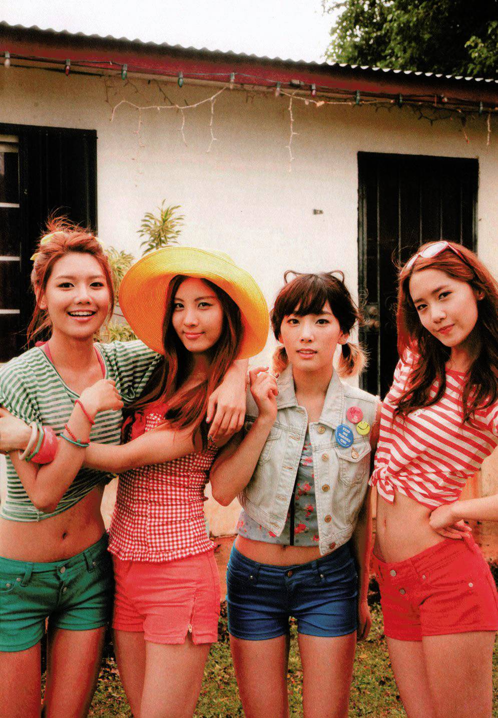 SNSD - Sooyoung, Seohyun, Taeyeon, Yoona | Scrolller