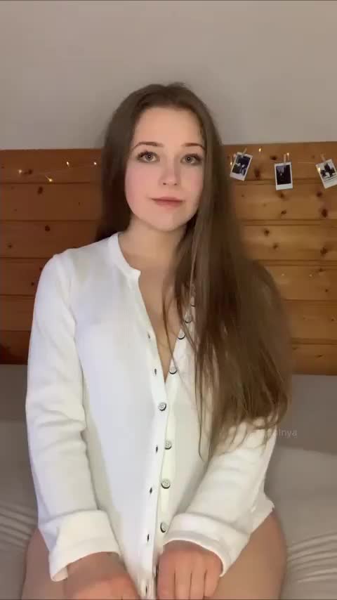 Let's be breeding (and cuddle) buddies? 😇 | Scrolller