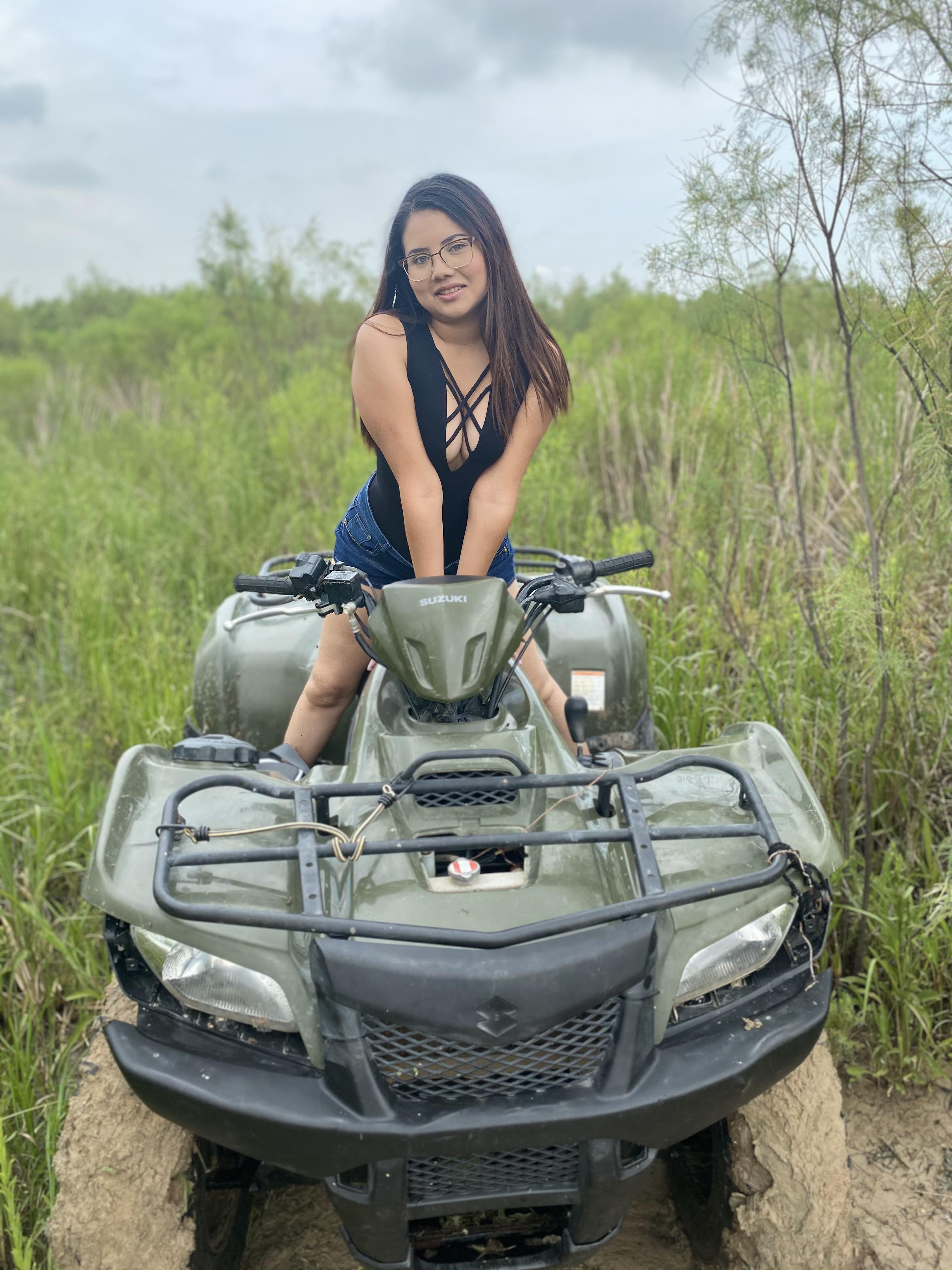 Ready to get dirty | Scrolller