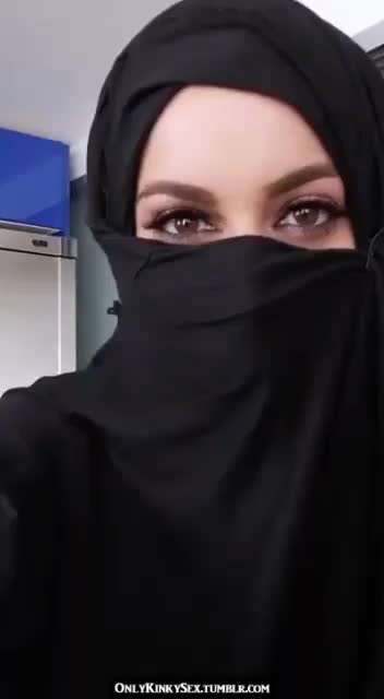 So that’s what they’re hiding | Scrolller