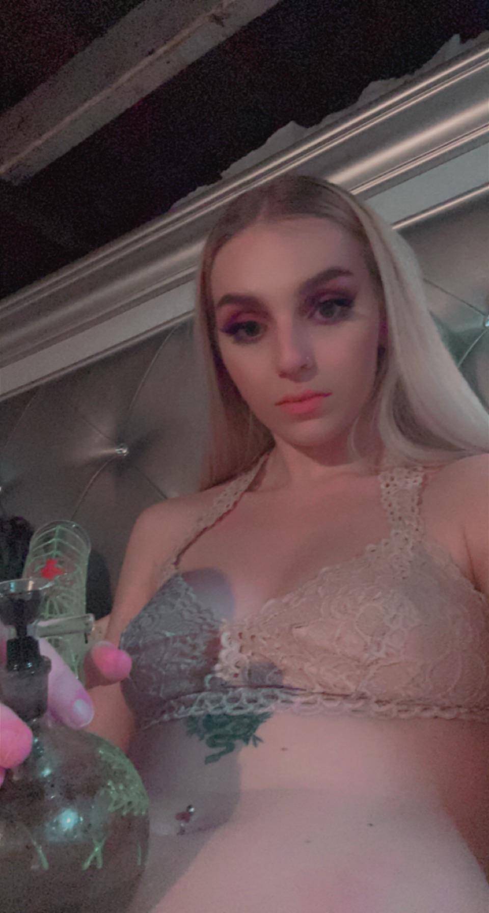 So when we smokin😎 | Scrolller