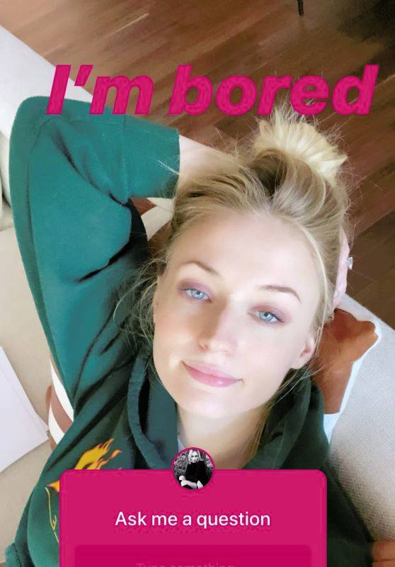 Social Media | Scrolller