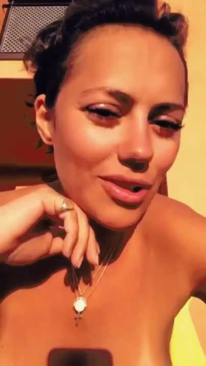 Sofia Ribeiro | Scrolller