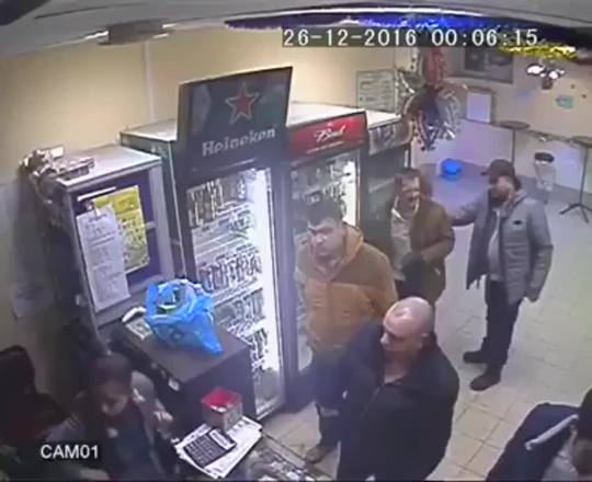 Some decent punches there. Good speed. | Scrolller