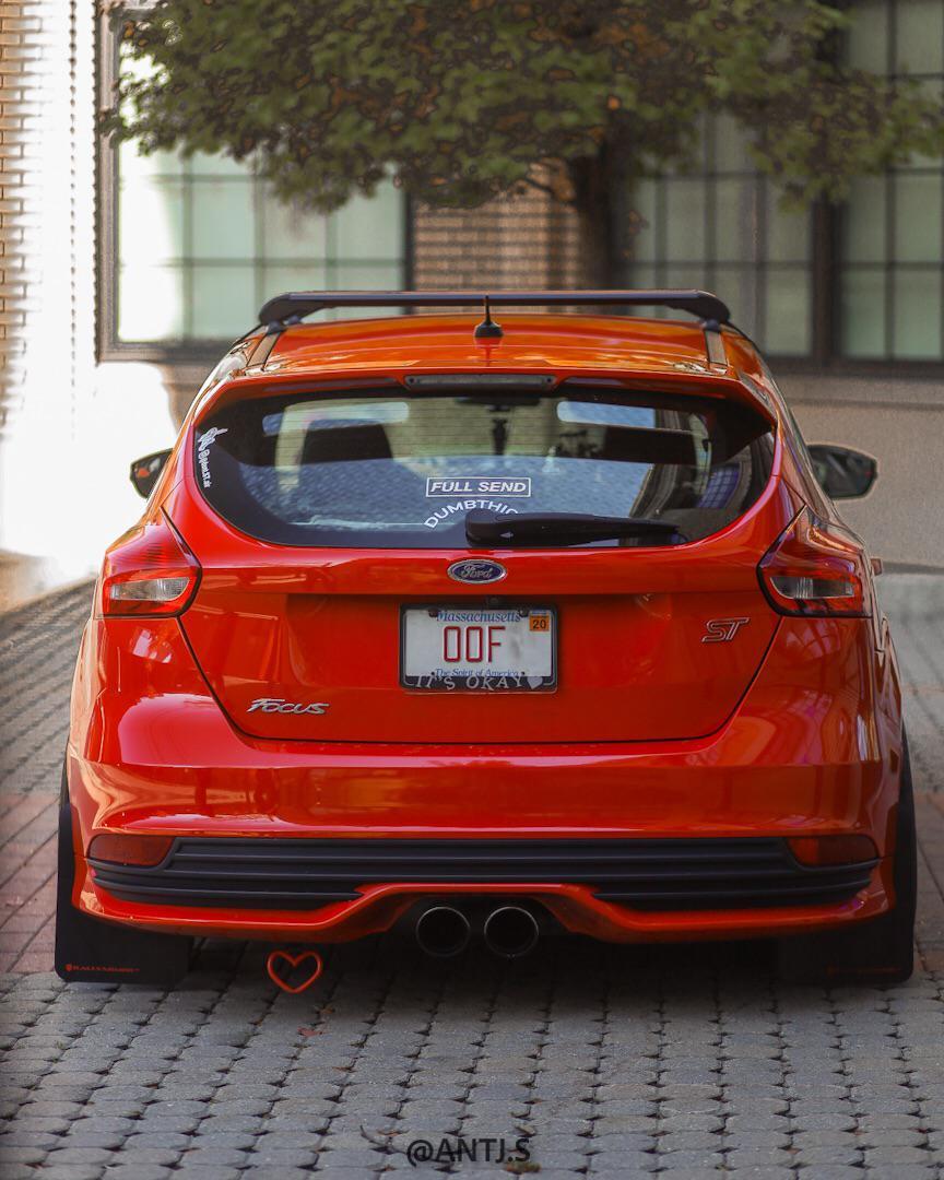 Someone posted their vanity plate yesterday, here’s mine | Scrolller