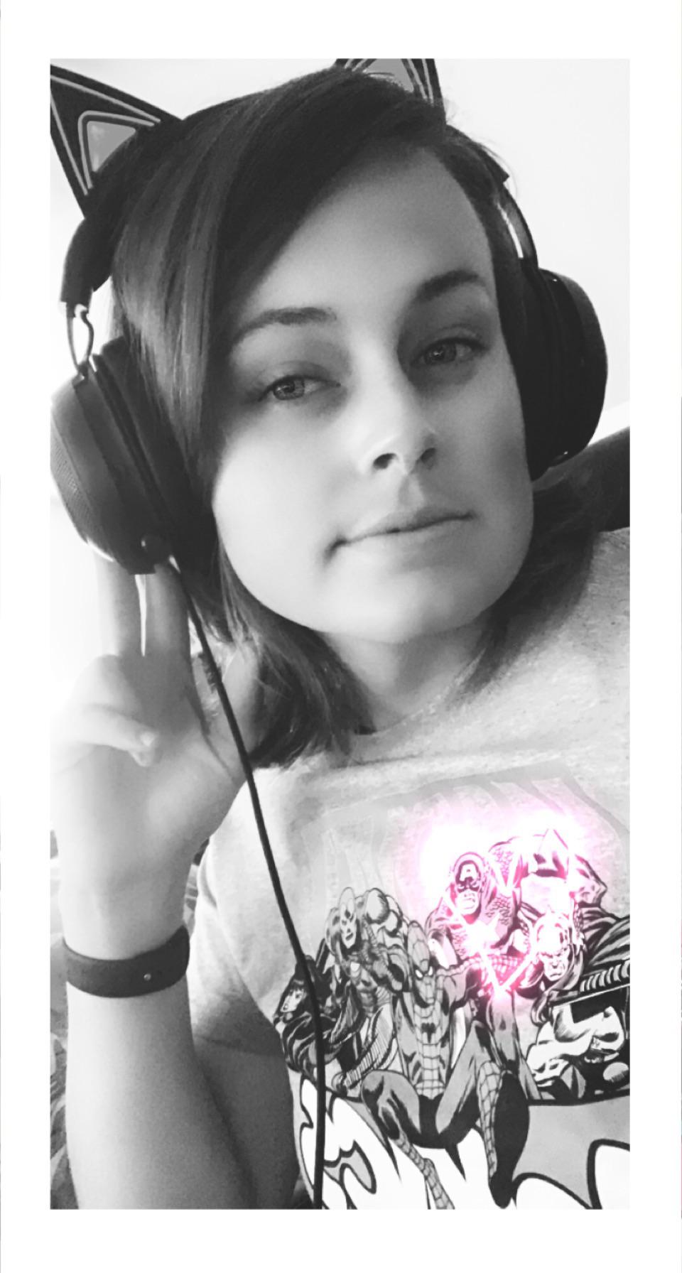 Something something kitty ears | Scrolller