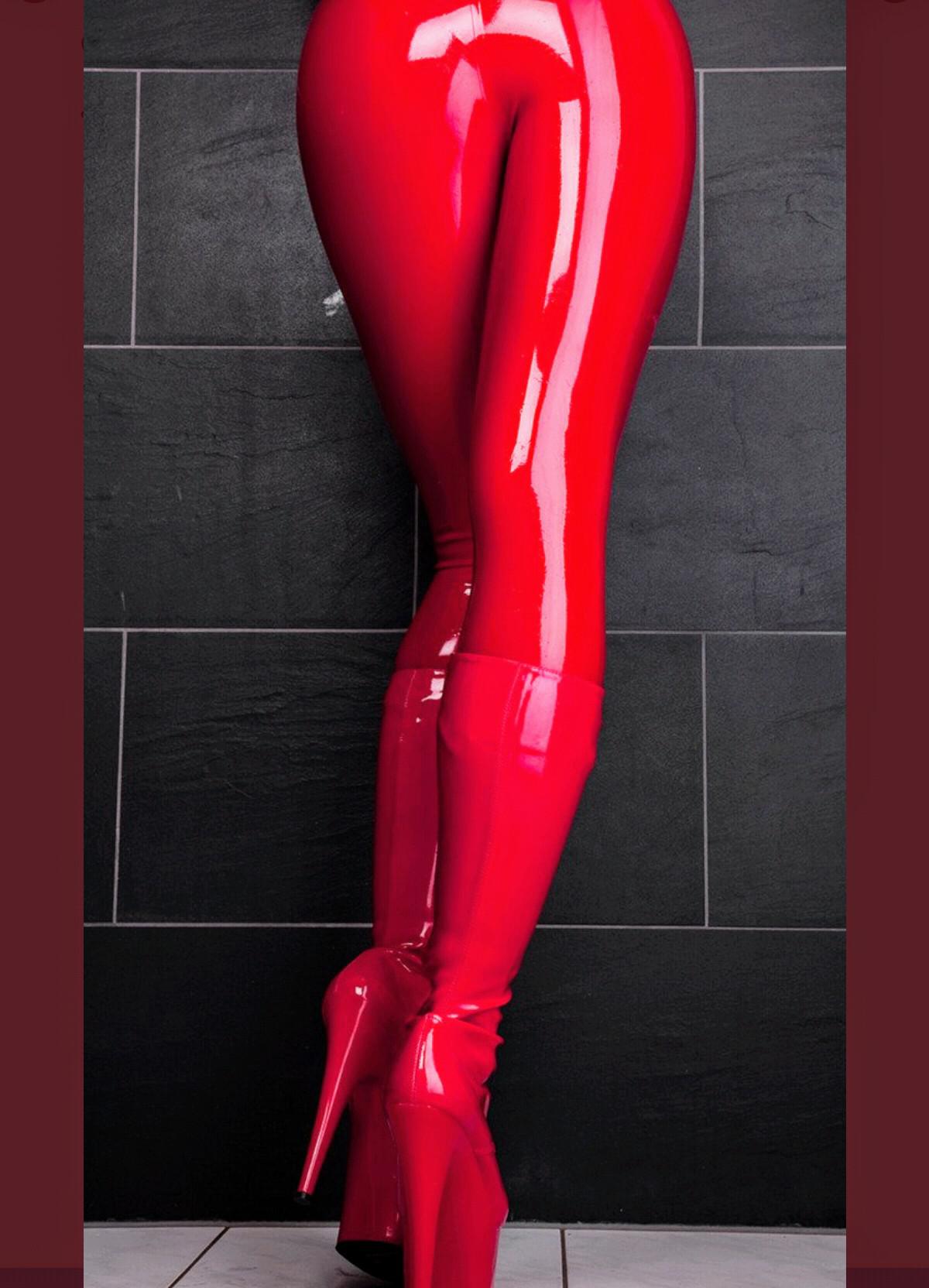 Sooooooo shiny | Scrolller