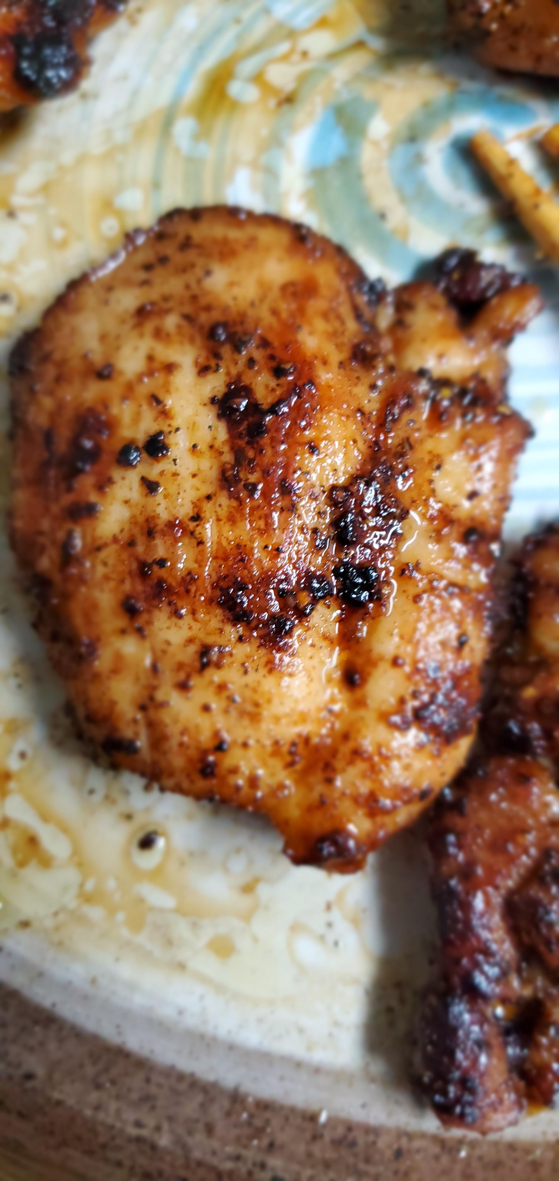 Spicy blackened chicken thighs | Scrolller