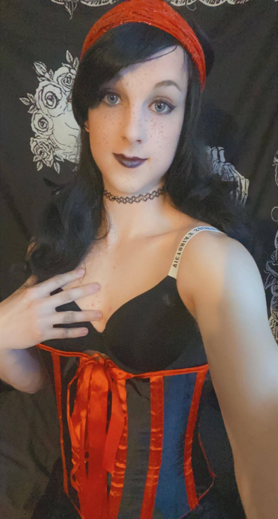 Spooky goth vibes 🖤 ️🖤 ️ | Scrolller