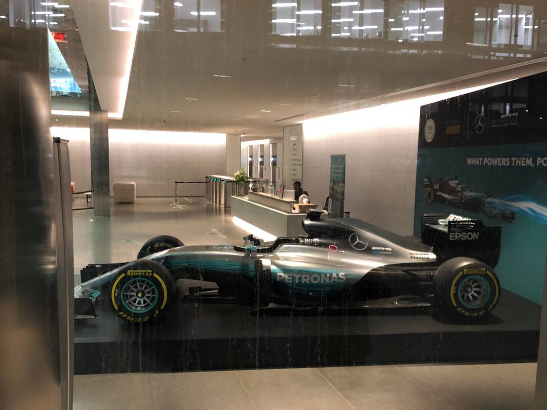 Spotted in the wild, walking through central London | Scrolller