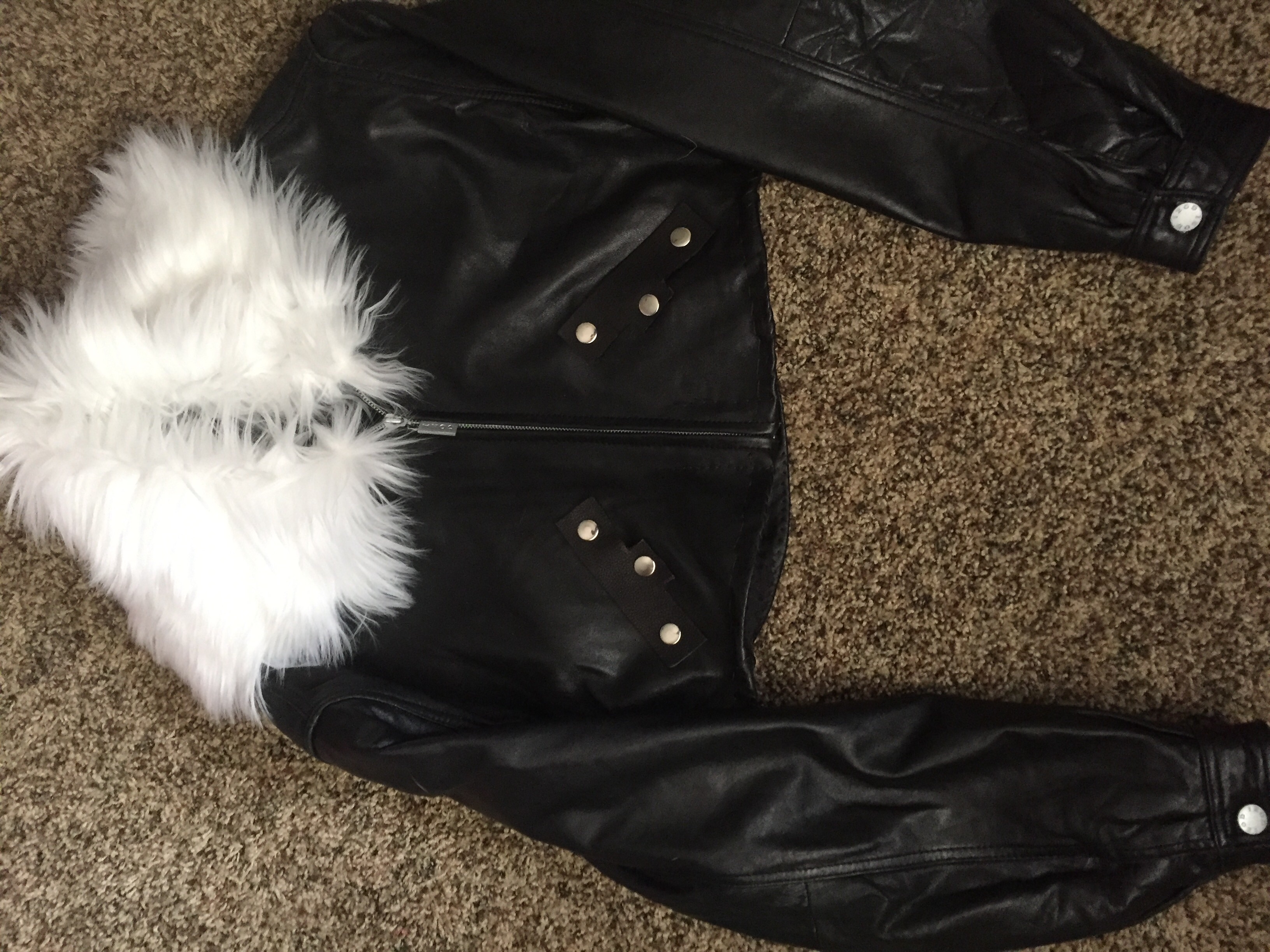 Squalls Jacket | Scrolller