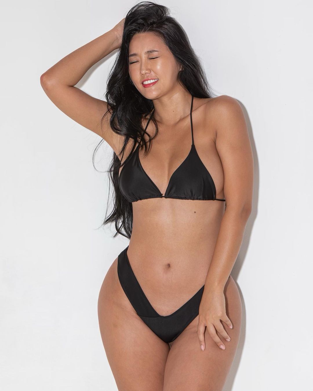 Ssunbiki Thickness 2 🖤 | Scrolller