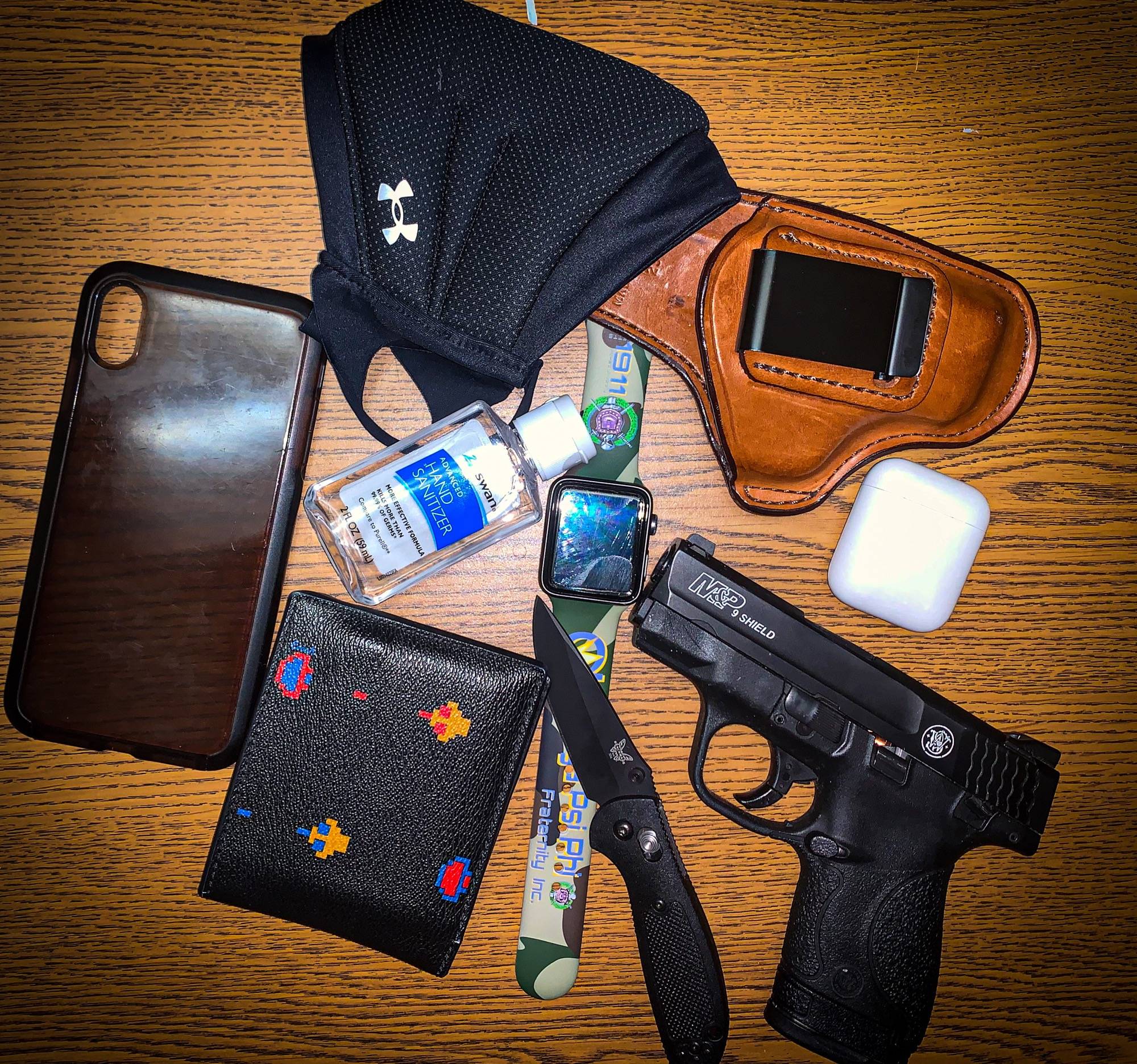 Standard EDC | Scrolller