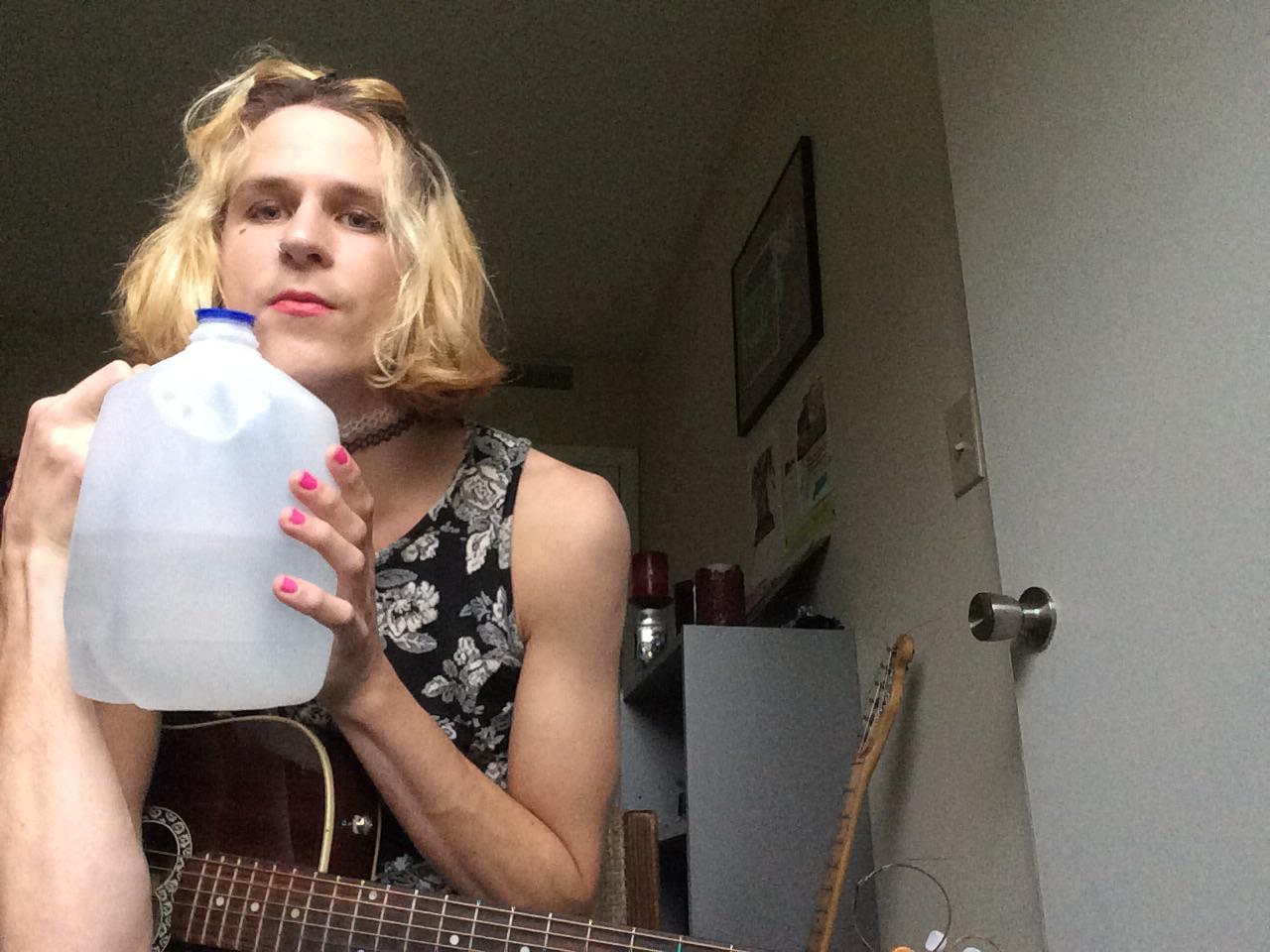 stay hydrated | Scrolller