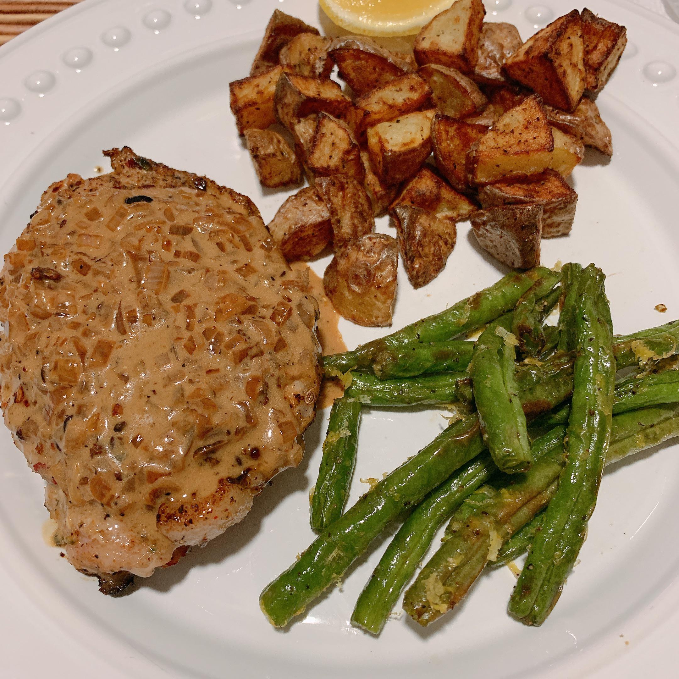 Steakhouse Pork Chops | Scrolller