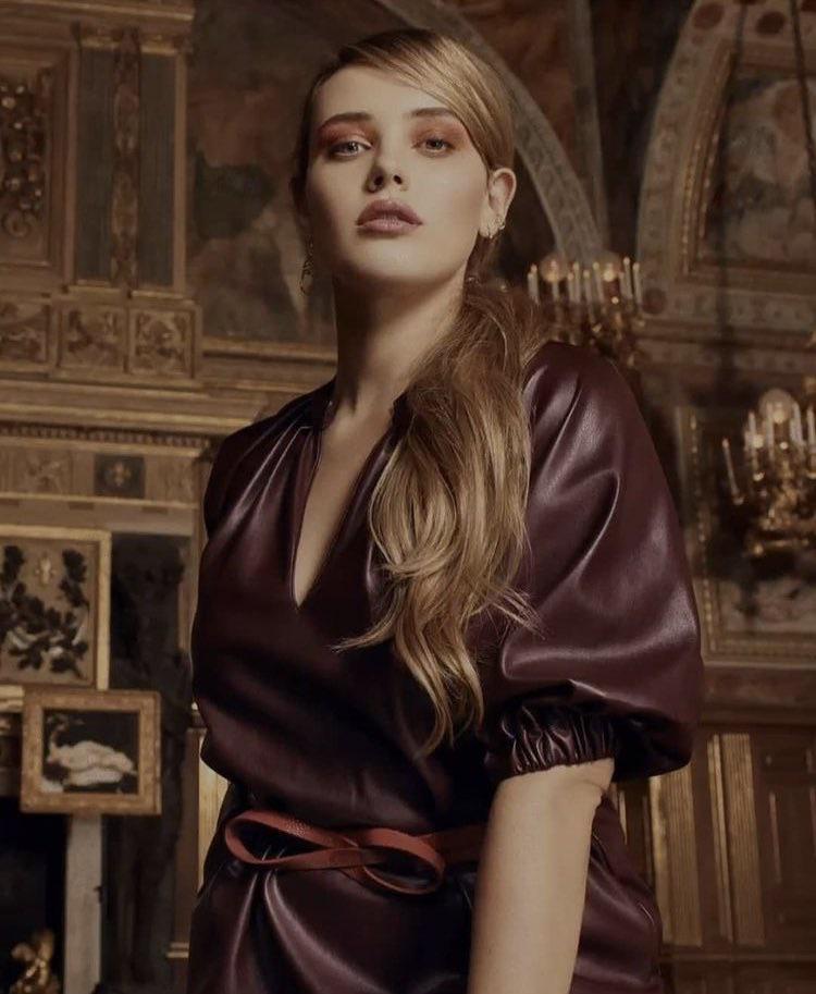 Steaming | Scrolller