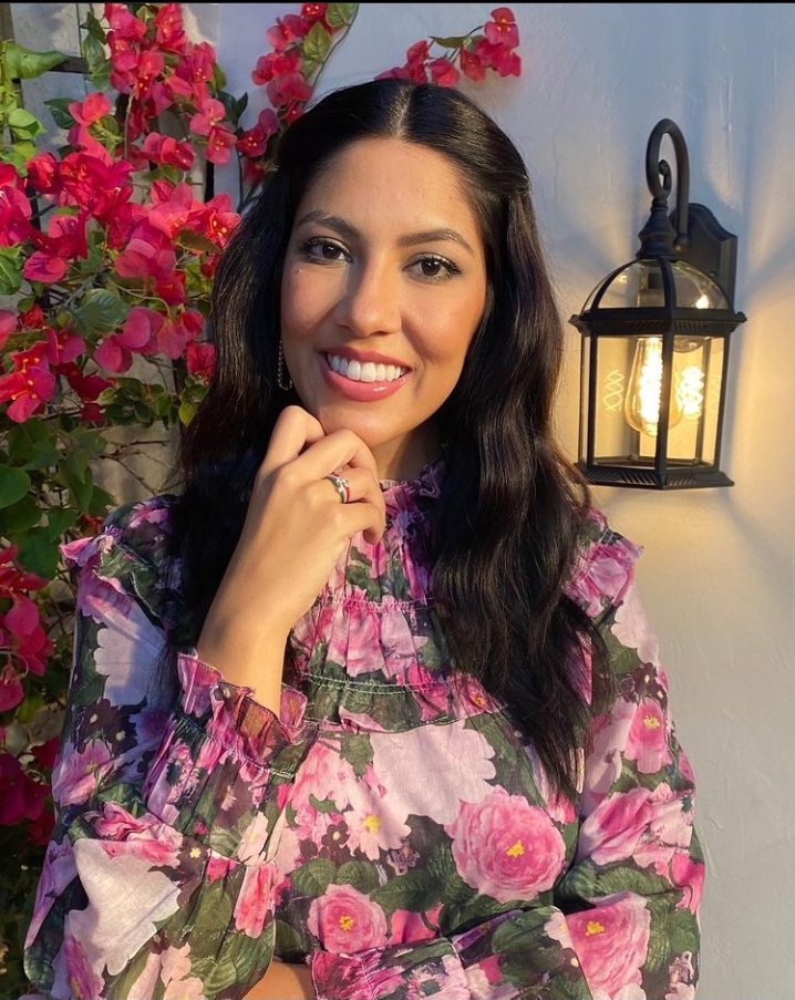 Stephanie Beatriz needs a messy facial | Scrolller