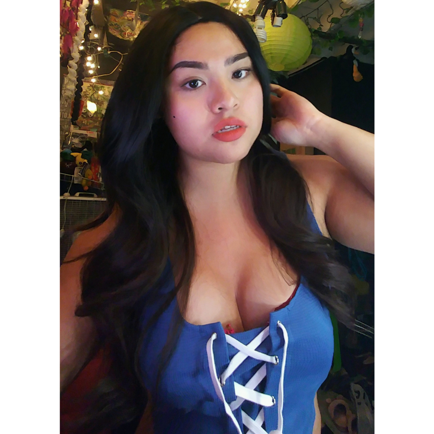 Stop asian hate cus we all know yall love sucking on our little melons 💧💋 | Scrolller