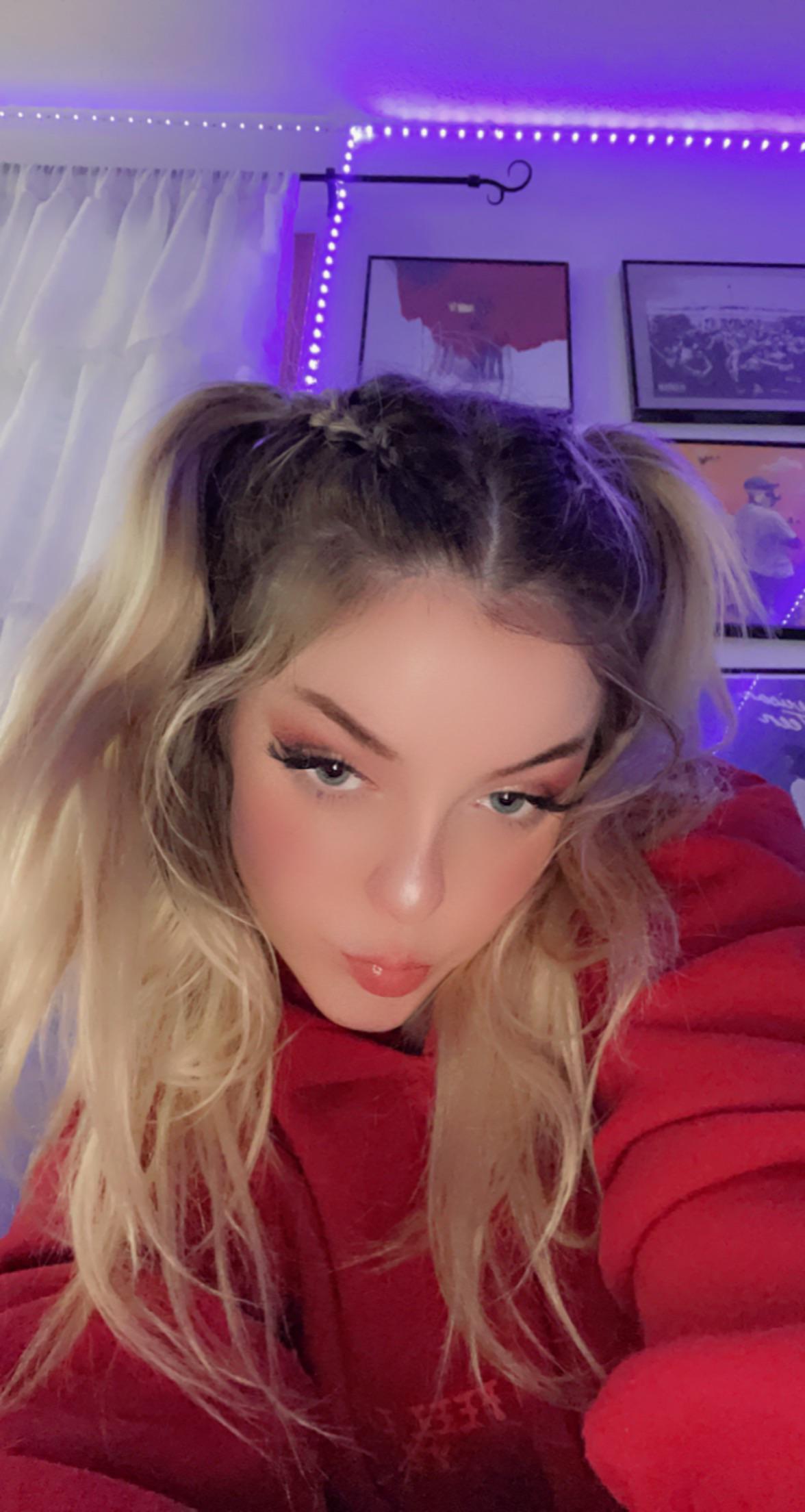 Stop Drooling And Go Stand In A Corner You Fucking Creep 😂 Domme Scrolller