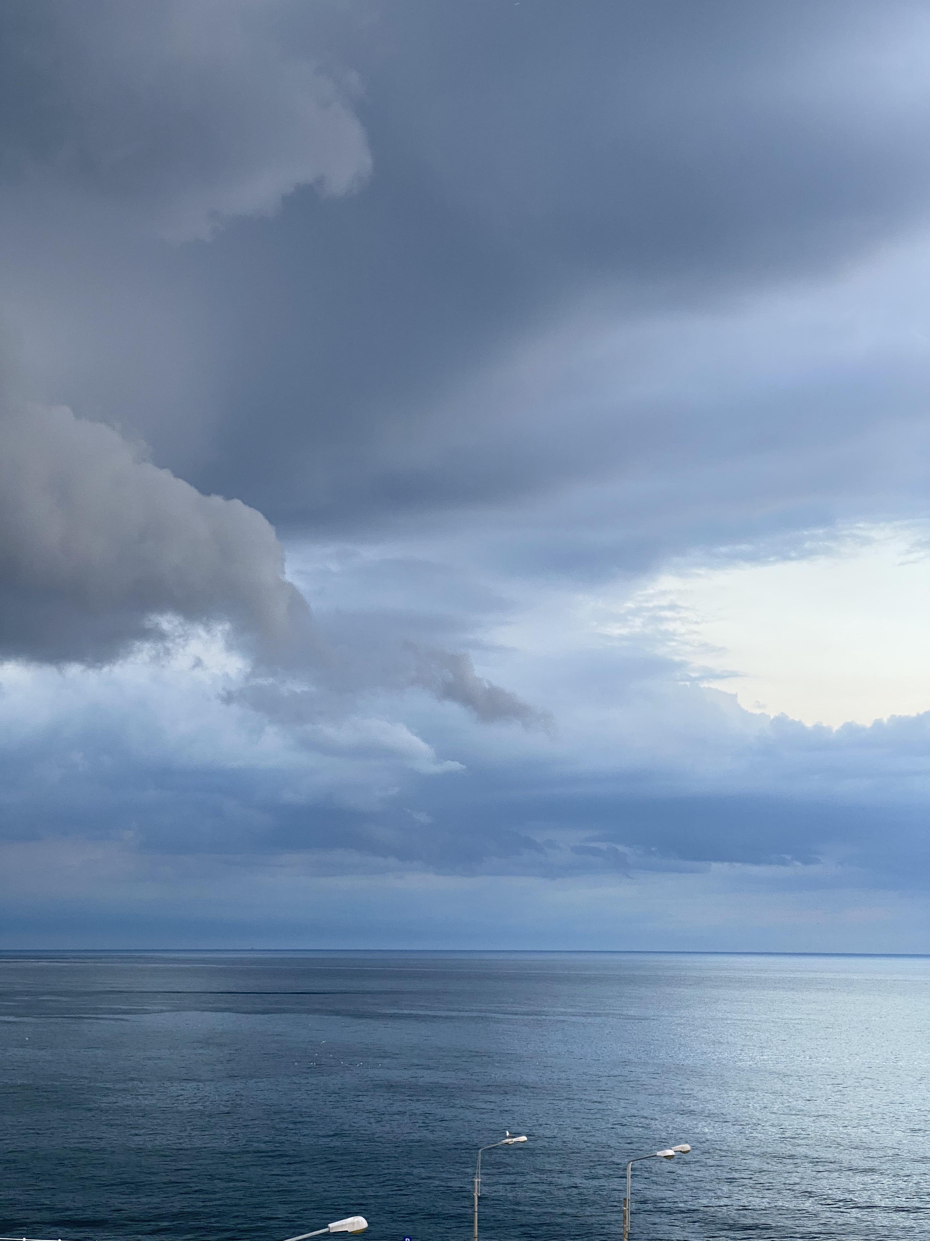 Storm is coming. Constanţa, RO | Scrolller