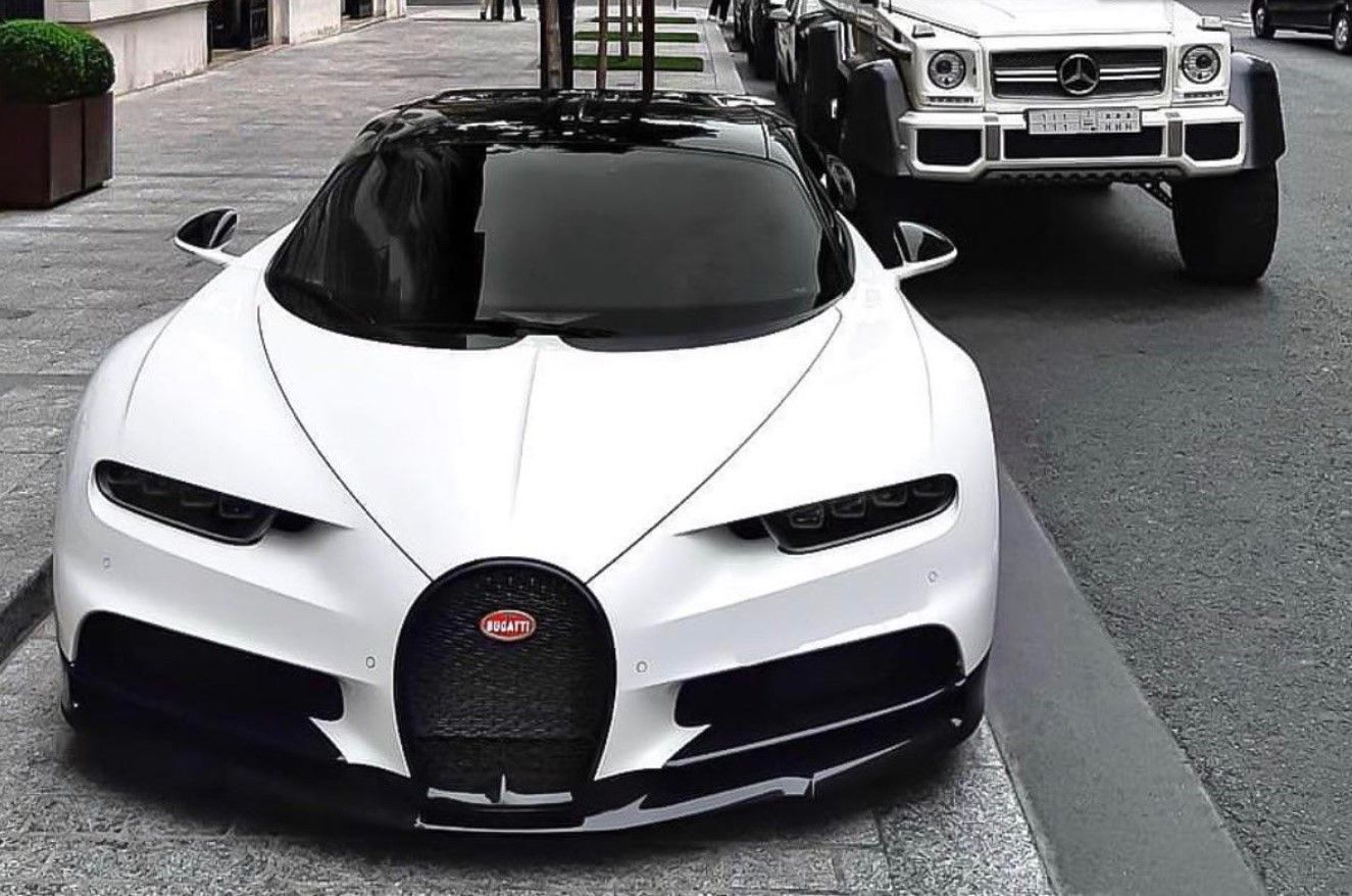 Stormtrooper Bugatti Chiron | Scrolller