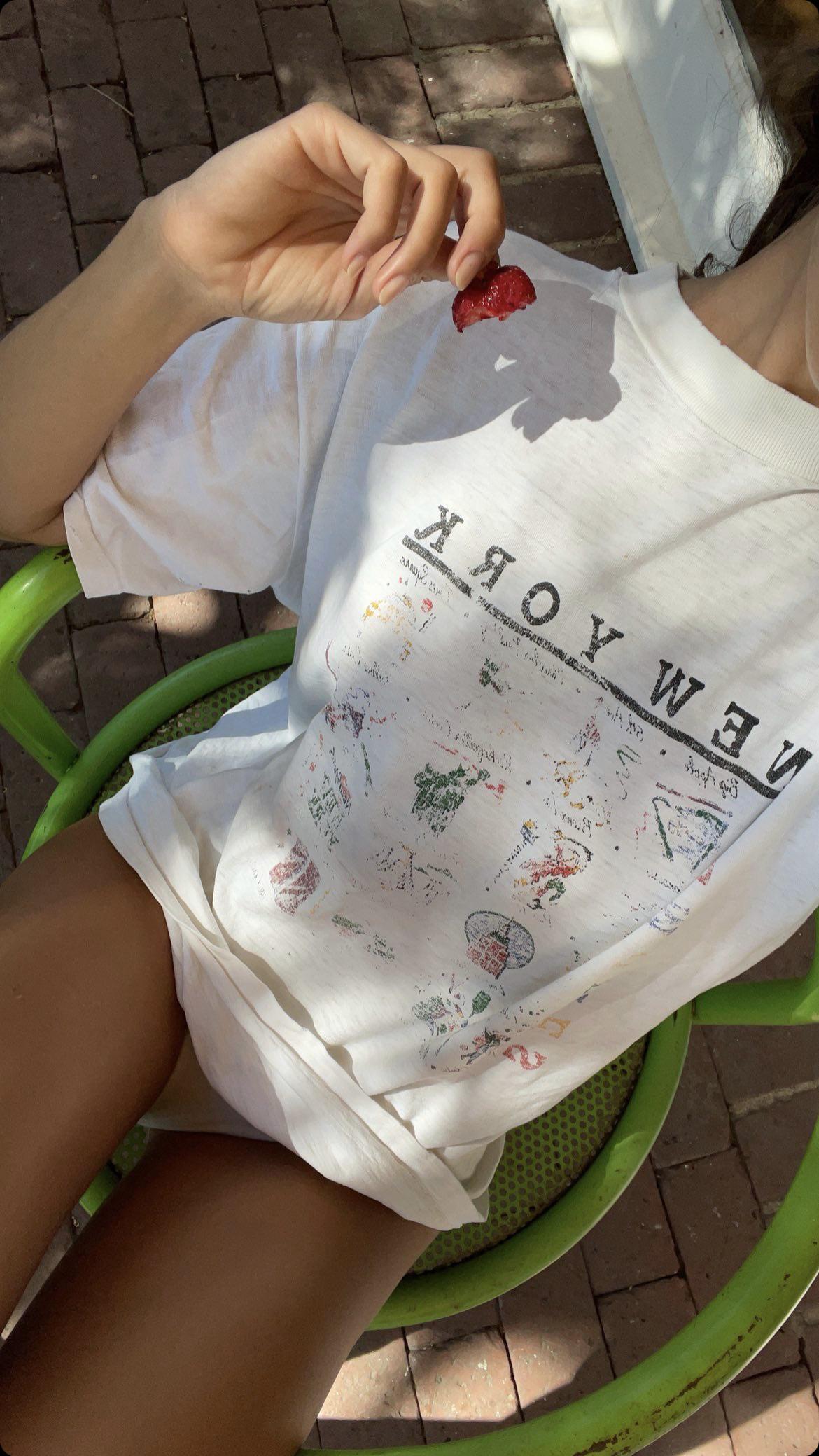 Strawberry | Scrolller