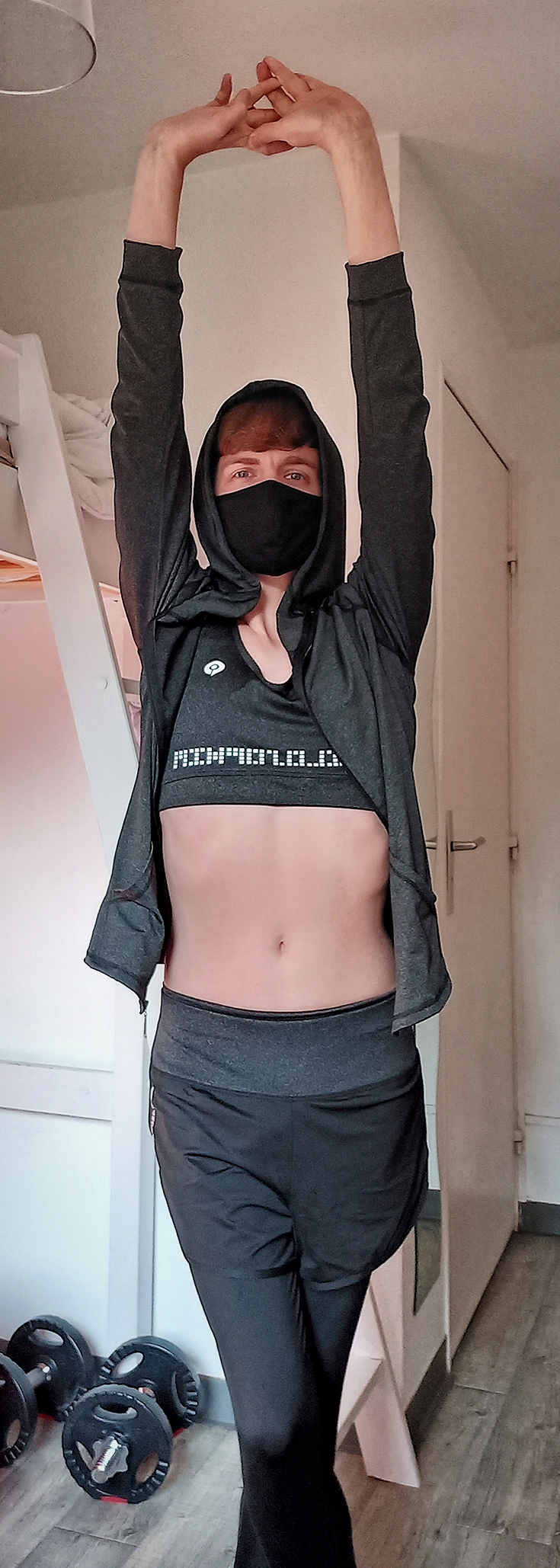 Stretching before workout is important | Scrolller