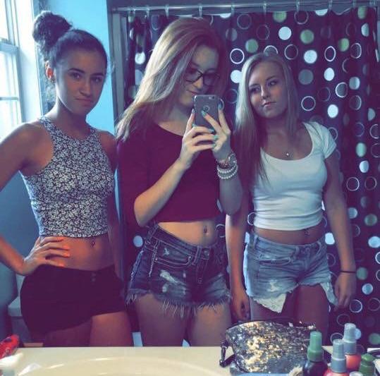 Strike a pose | Scrolller