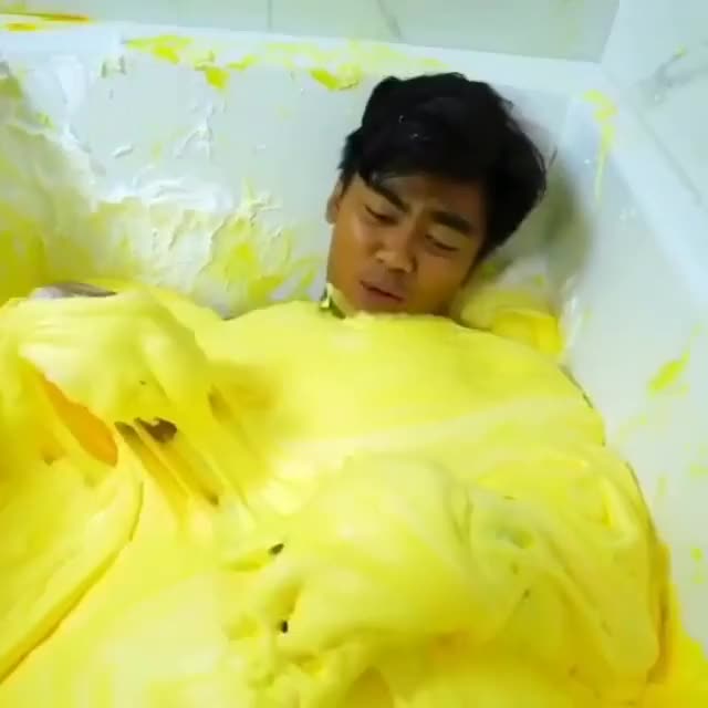 Stuck in slime | Scrolller