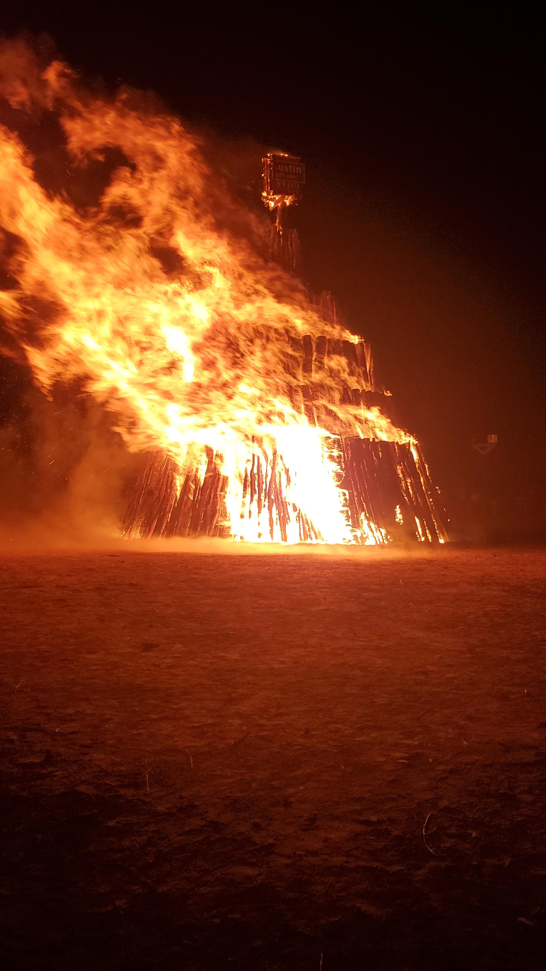 Discover more like FirePorn: Student Bonfire 2020 and Related Content | Scrolller