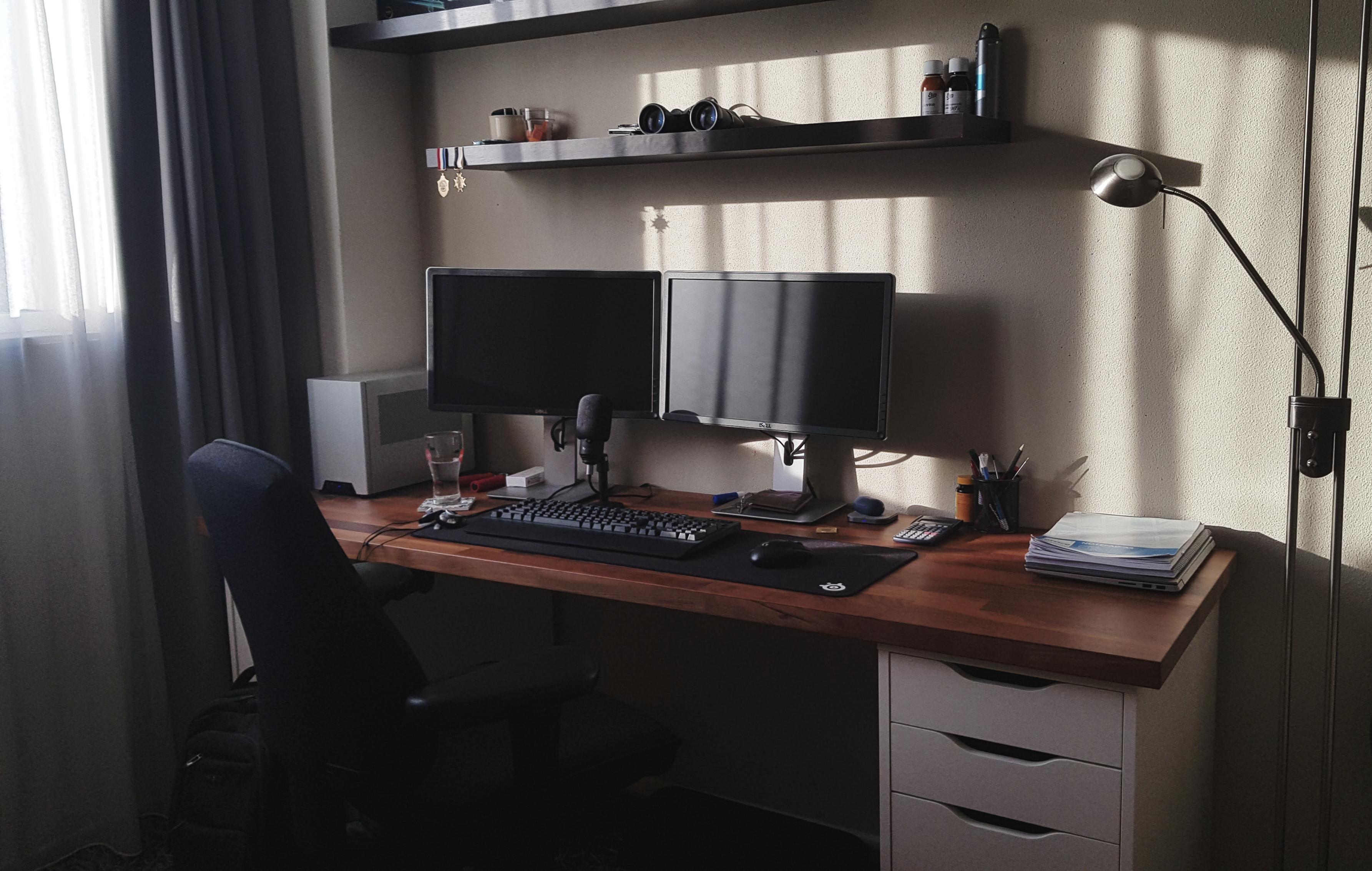 study/play corner | Scrolller