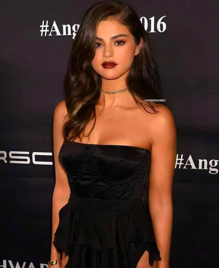 Stunning | Scrolller