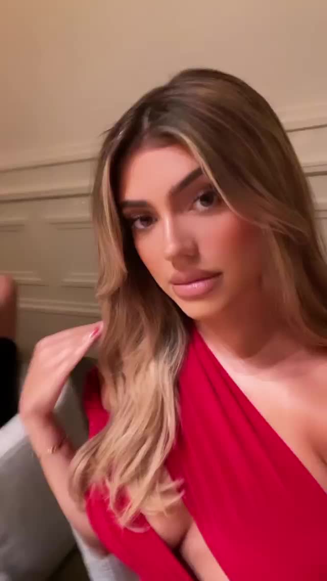 stunning | Scrolller