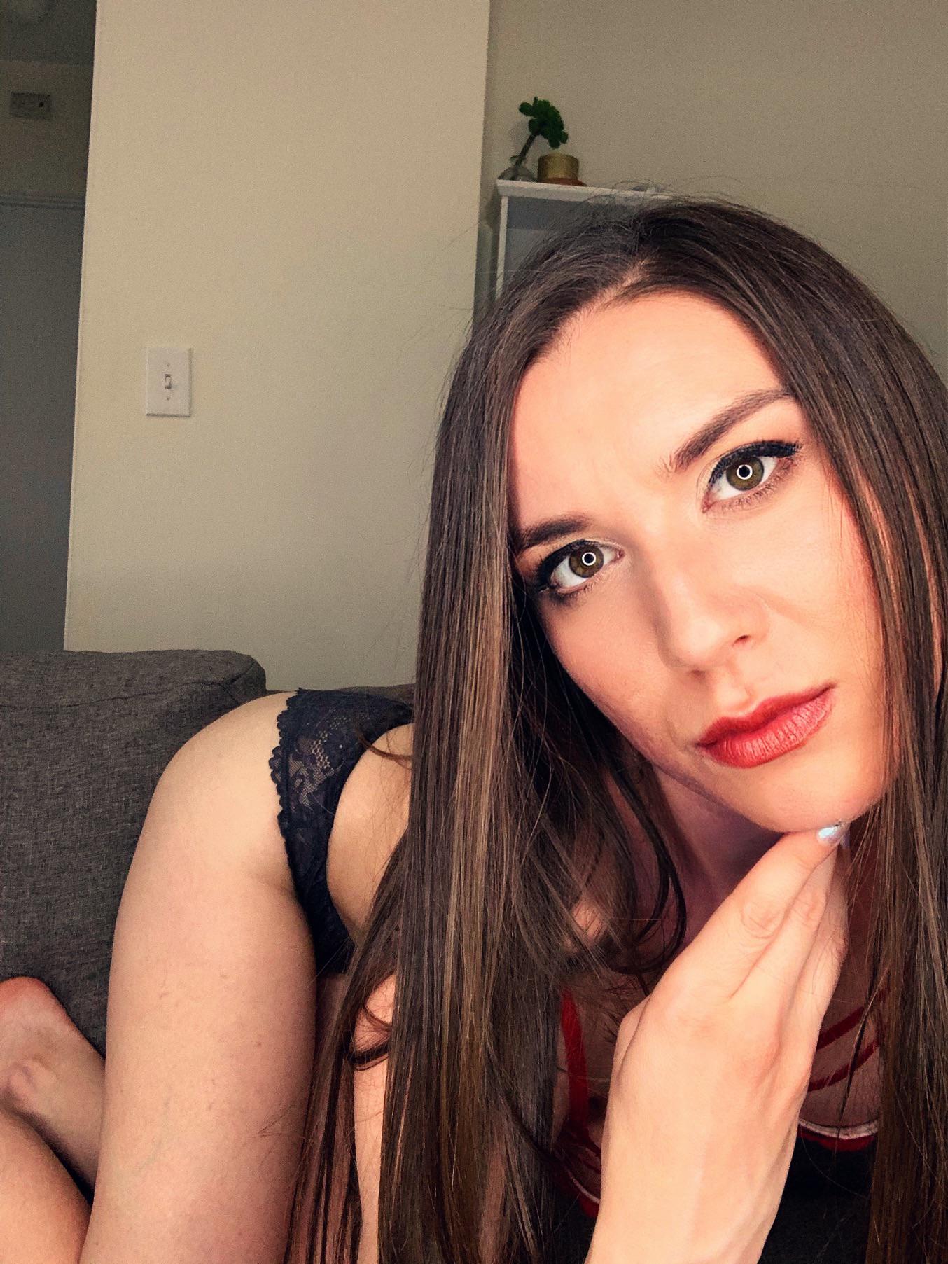 Subscribe. Tip. Simp. $5 subscriptions for the next 20 worms. Submit your mind and your wallet ...