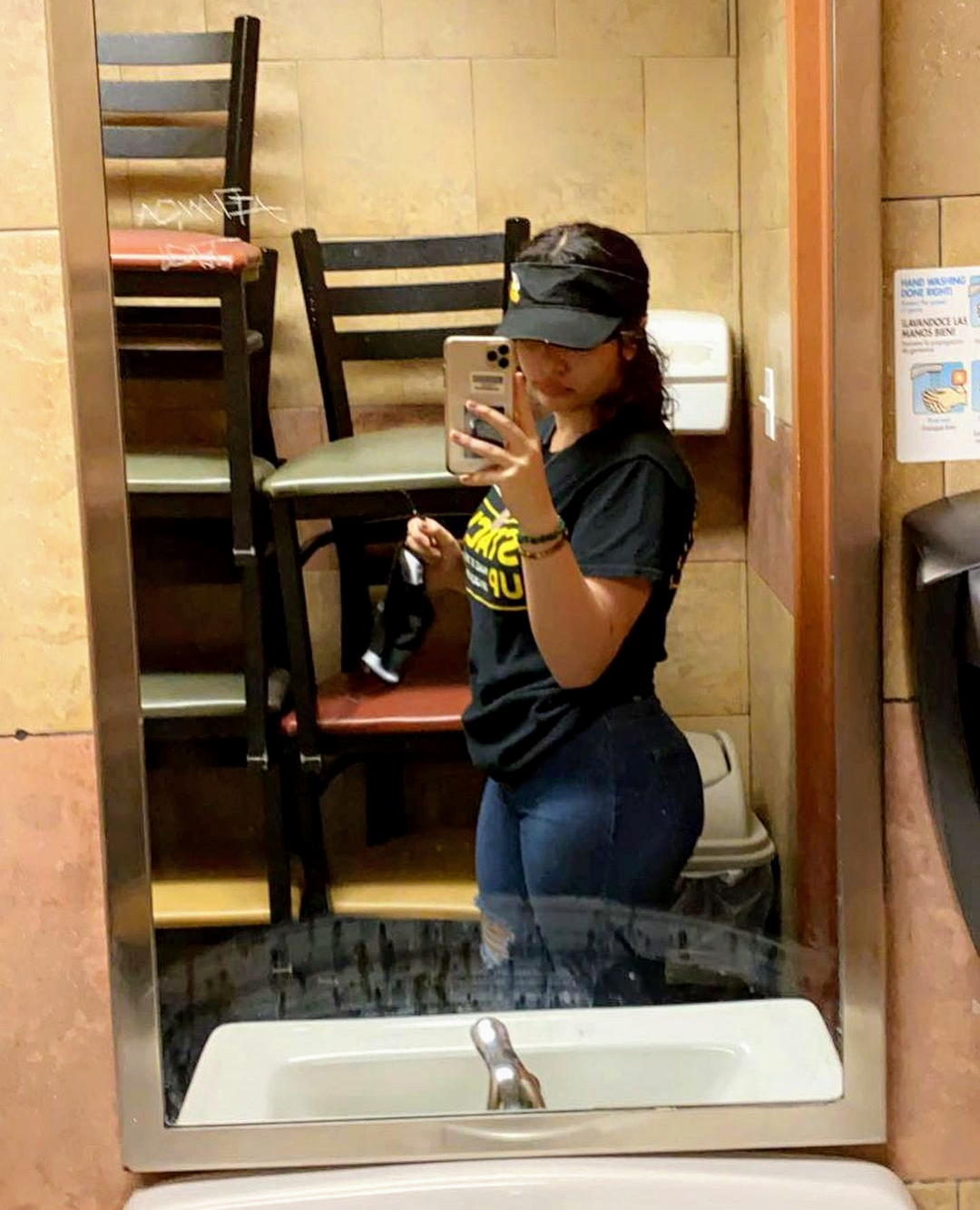 Subway uniform 😍 | Scrolller