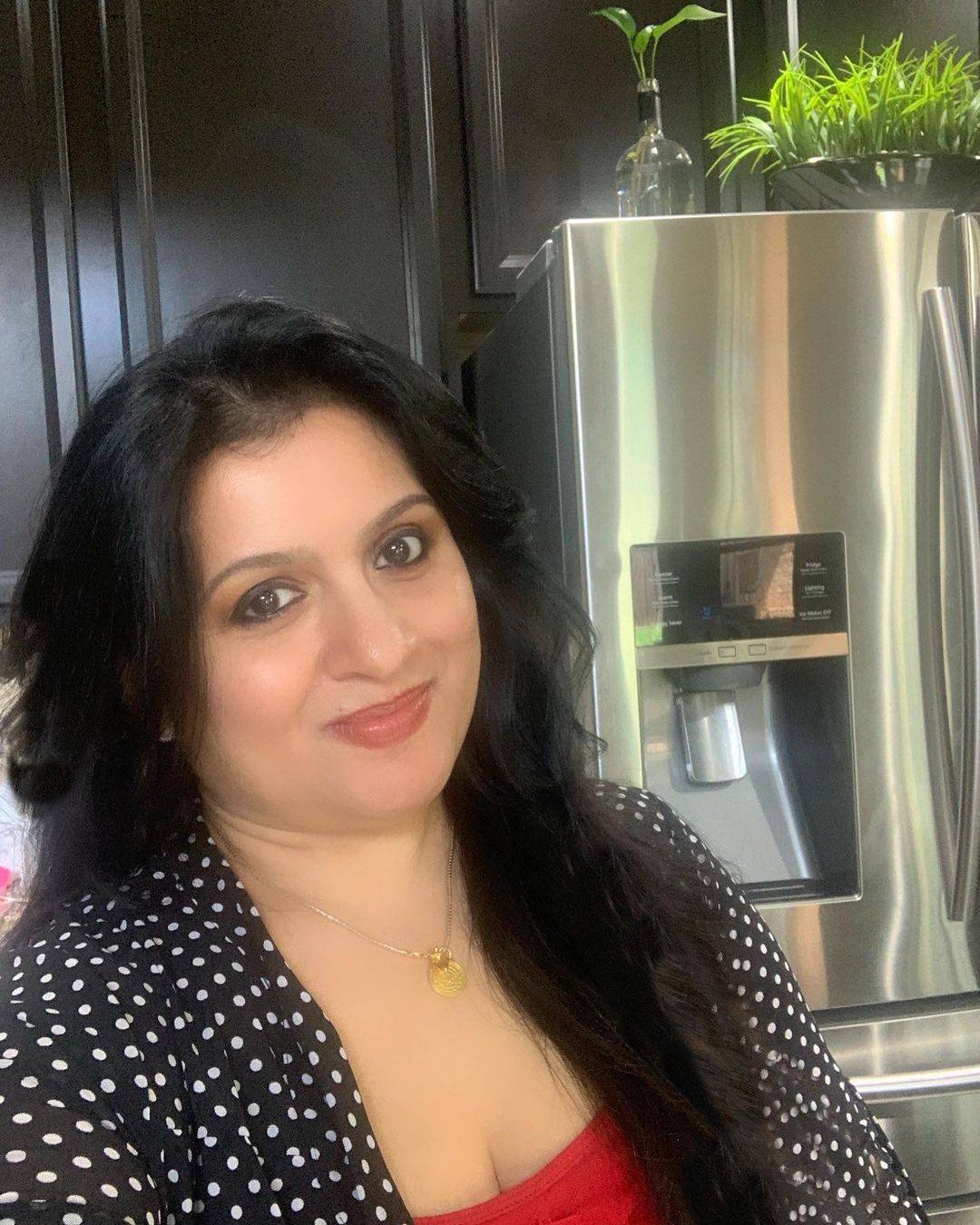 Suchitra Scrolller