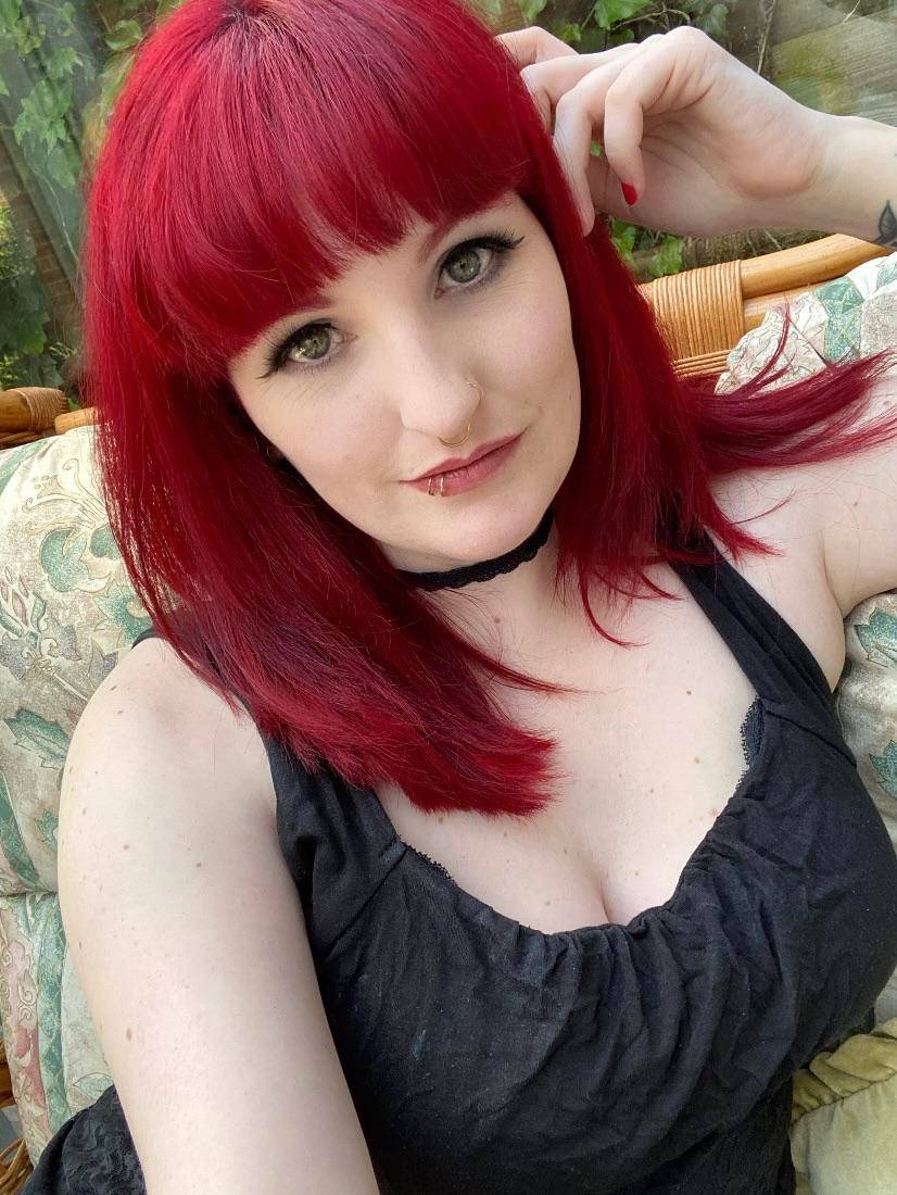 Summer goth vibes | Scrolller