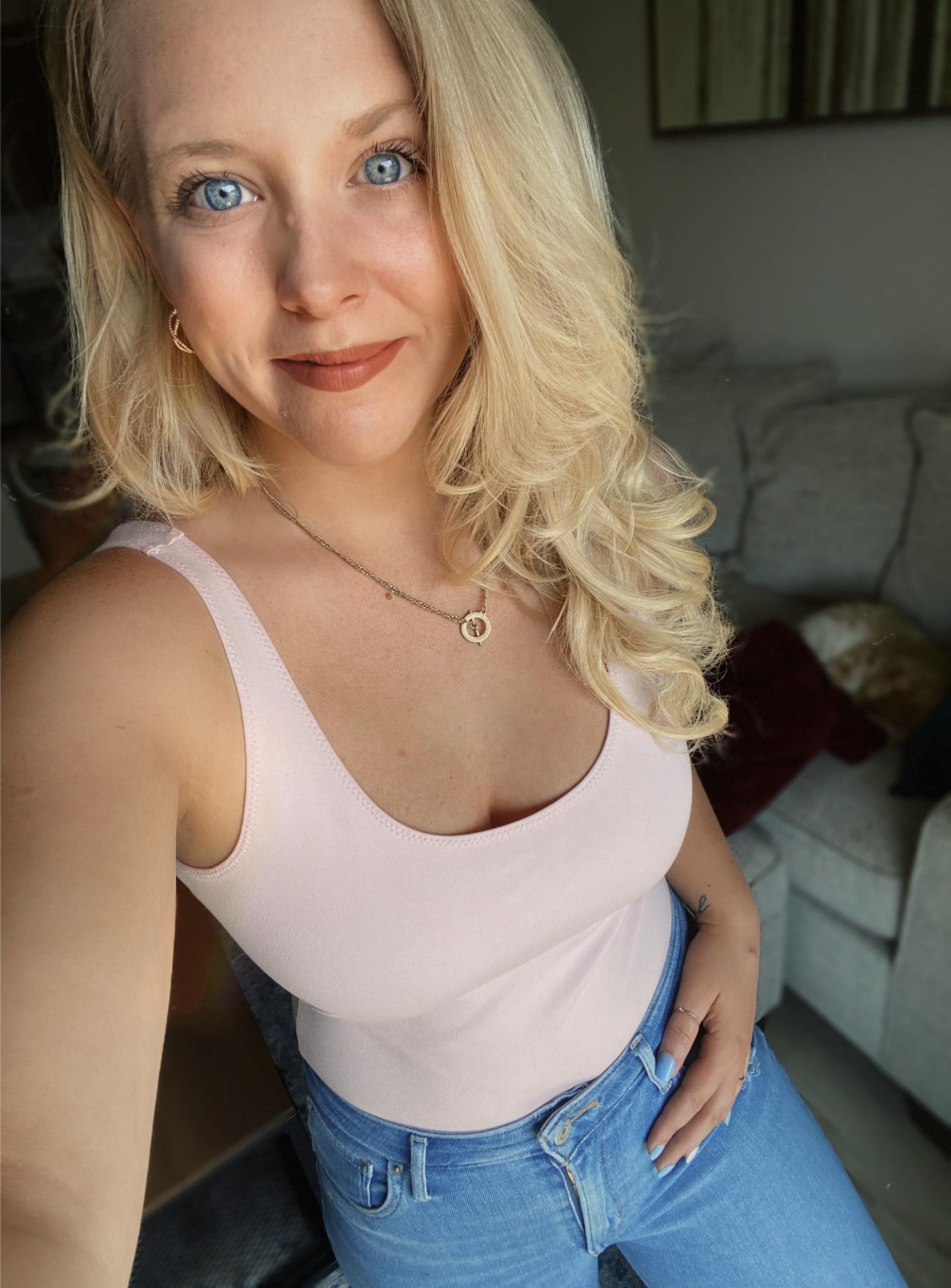 Summer sunshine ☀️[27F] | Scrolller