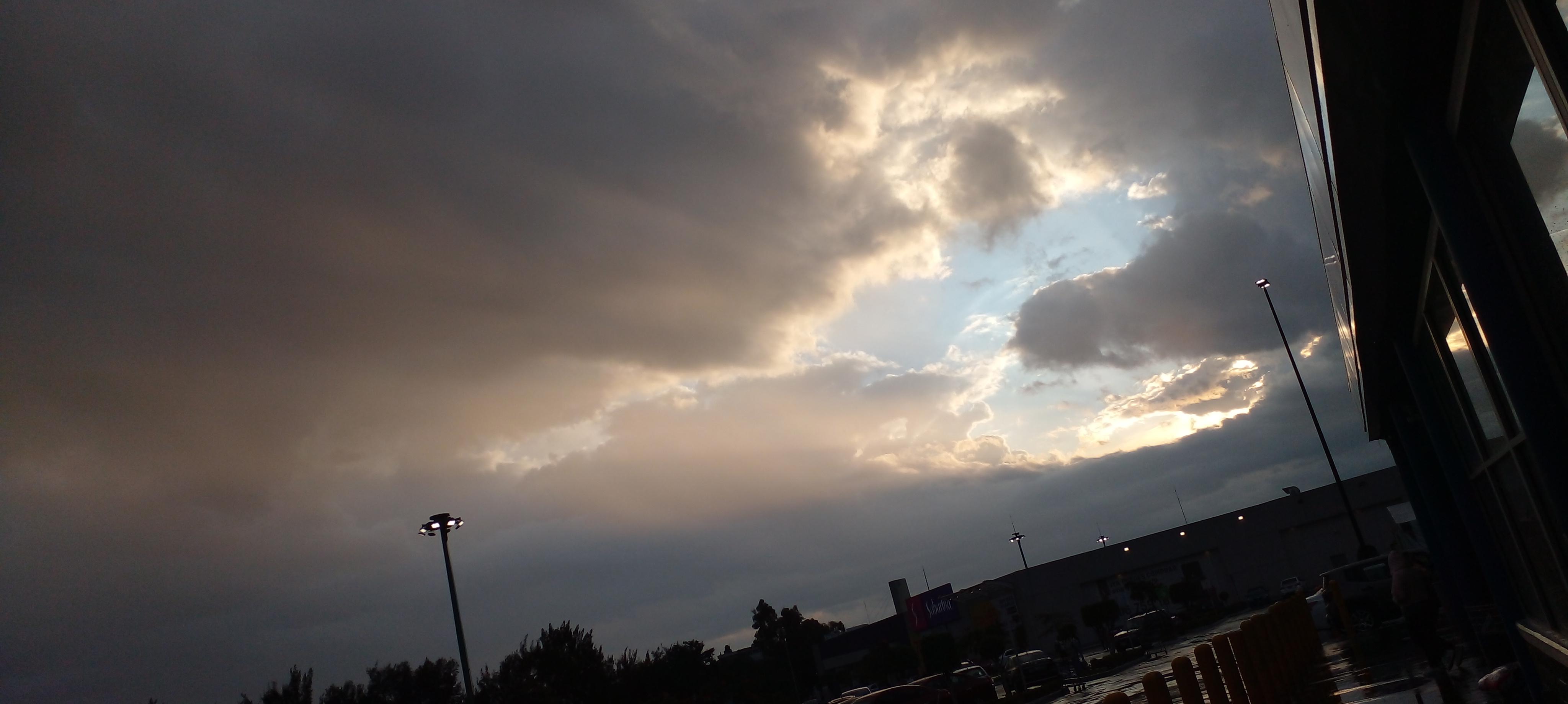 Sun and clouds | Scrolller