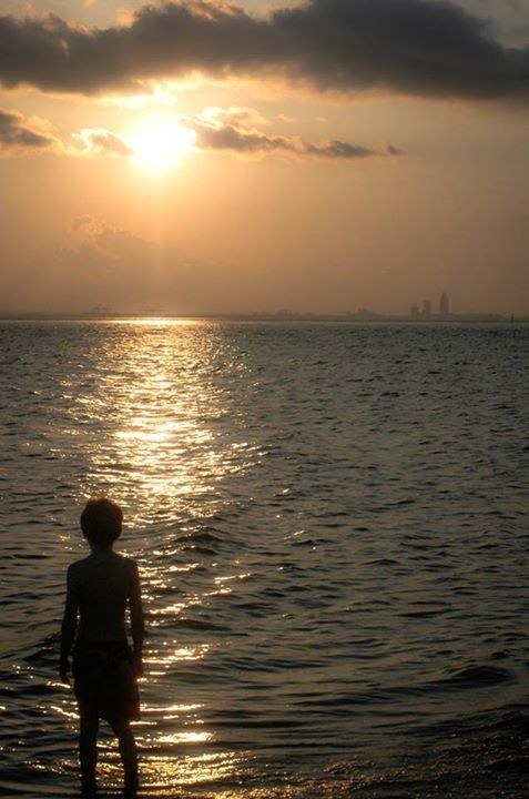 Sun setting on Mobile Bay | Scrolller